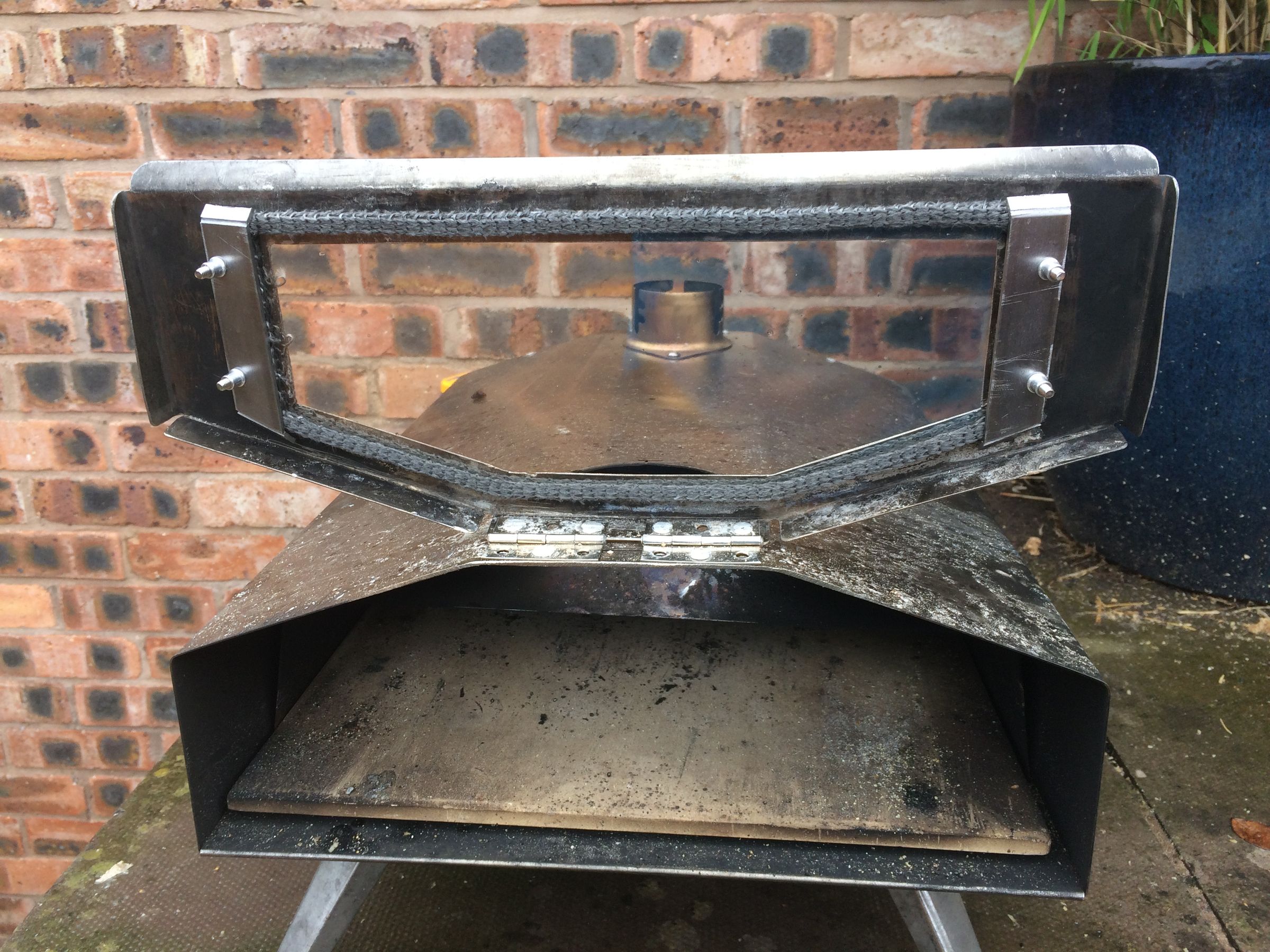 Uuni 2S Portable Pizza Oven Glass Door Modification : 6 Steps (with ...