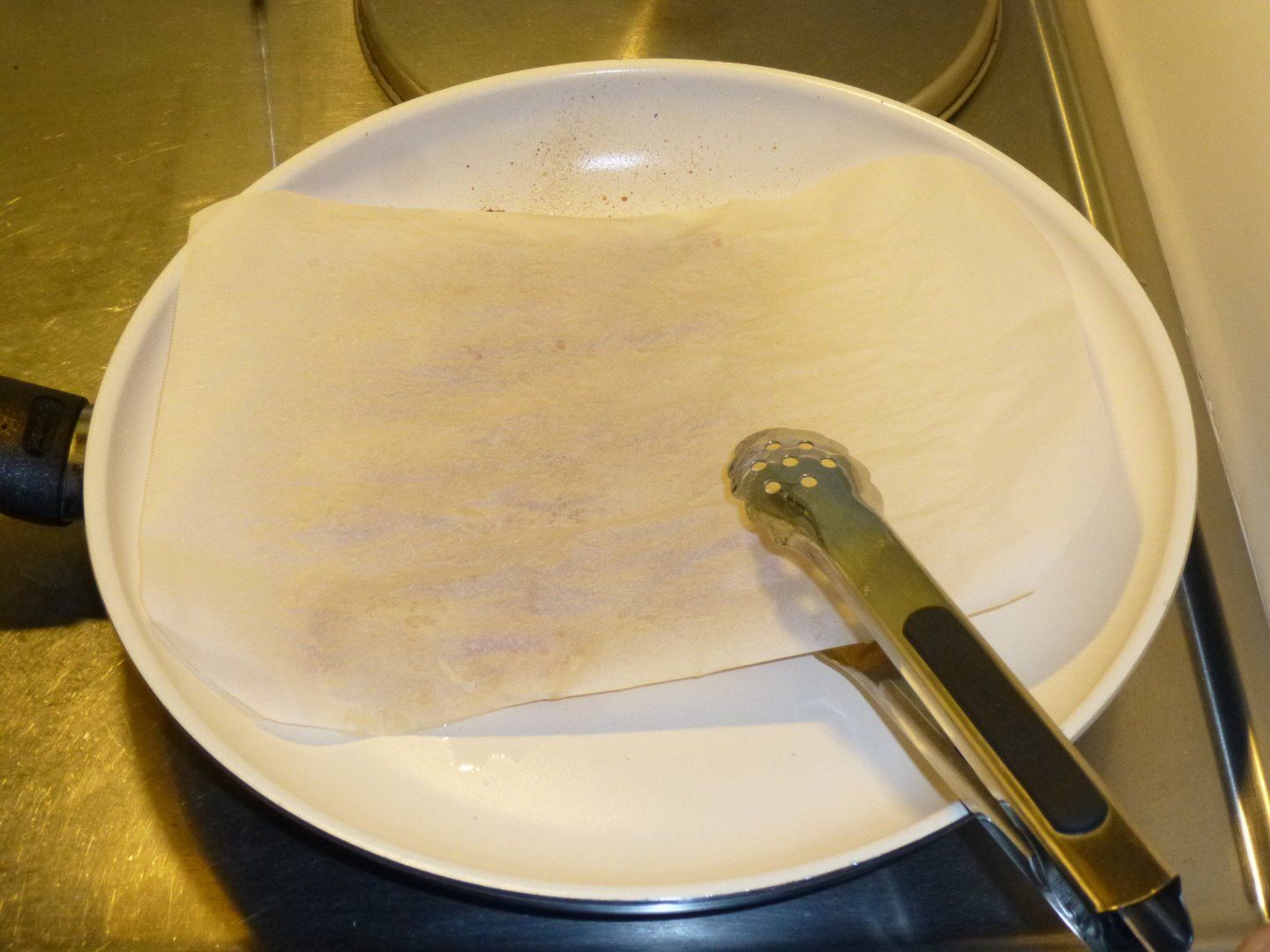 Frying Bacon (and Eggs) Using Parchment Paper : 9 Steps - Instructables