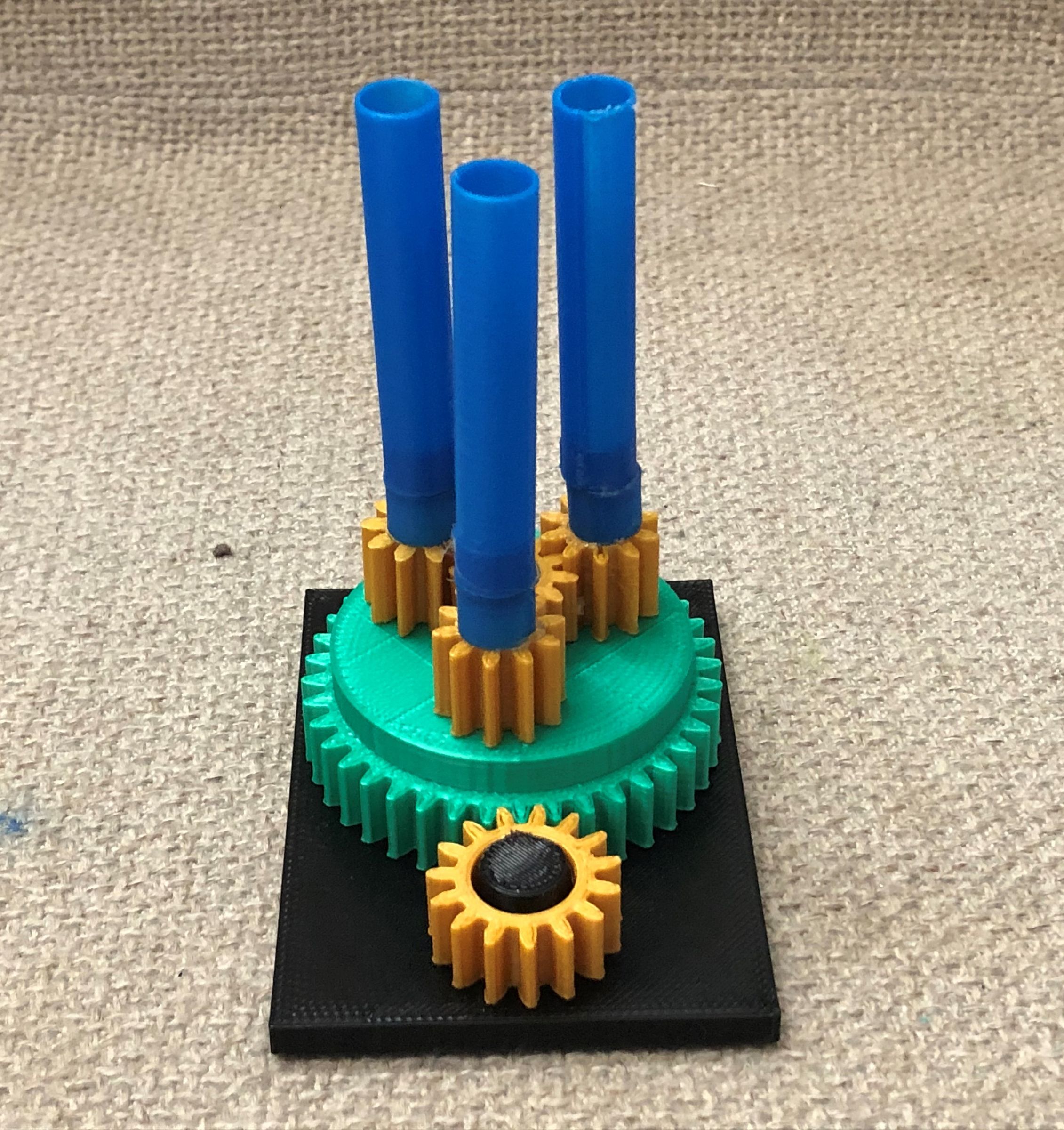 Simple Gear Mechanism (Move Things) : 23 Steps (with Pictures ...
