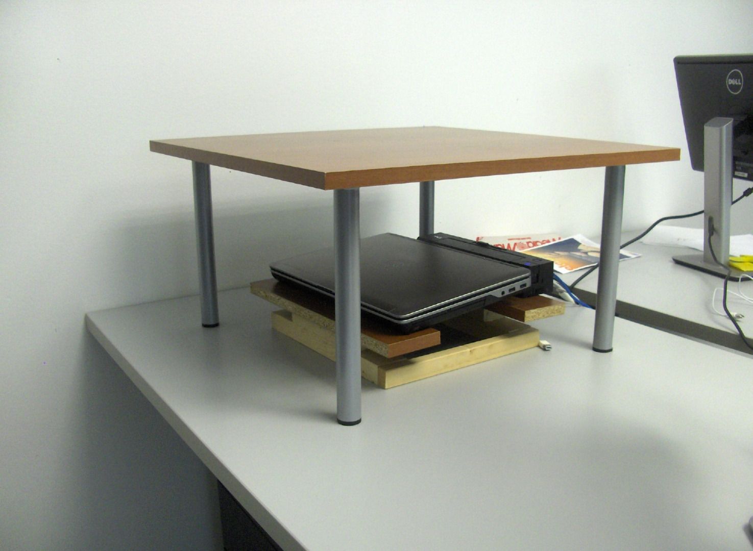Standing Desk, the Easy Way : 4 Steps - Instructables