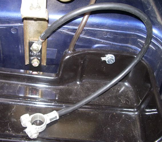 Fitting a Leisure Battery to a Mazda Bongo : 8 Steps - Instructables