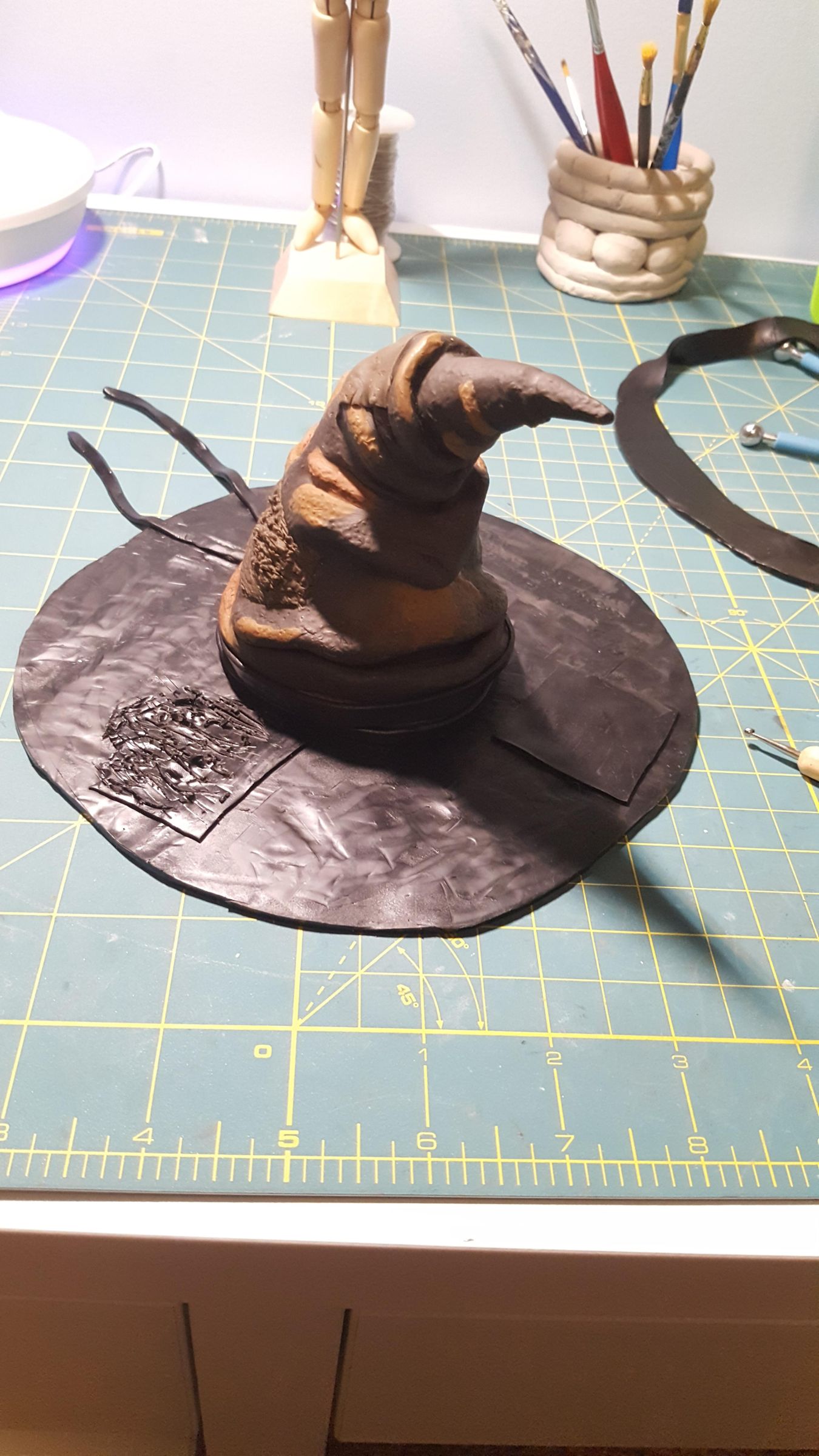 Clay Sorting Hat Pencil Holder on Stool (Harry Potter) : 18 Steps (with ...