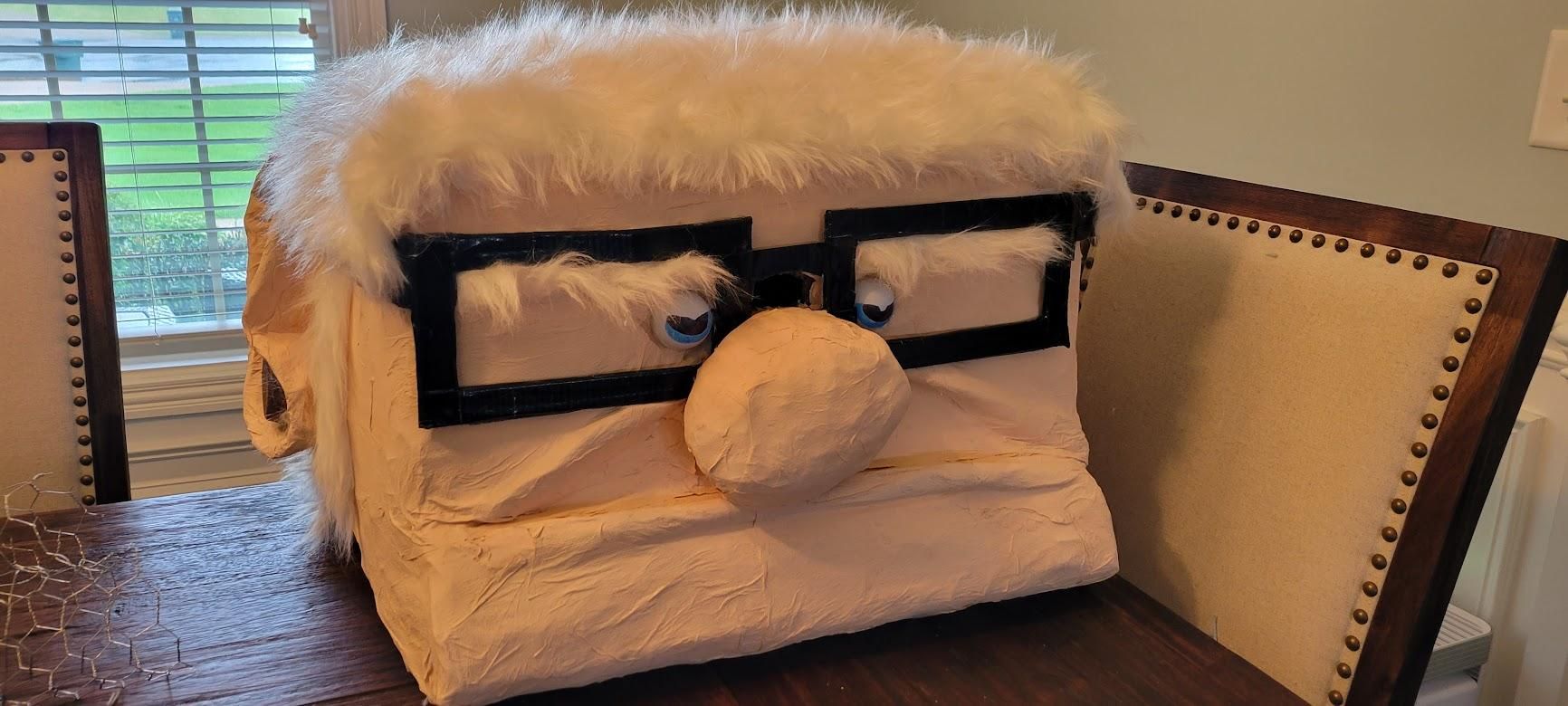 Carl Frederickson UP Movie : 9 Steps (with Pictures) - Instructables