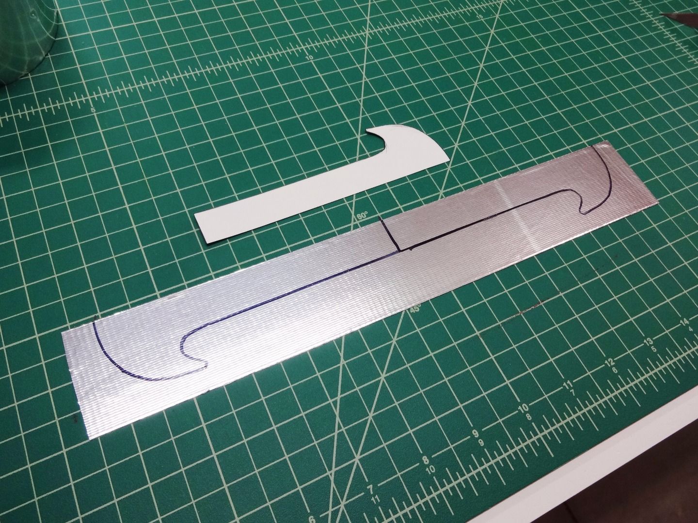 Easy $5 Lightsabers : 18 Steps (with Pictures) - Instructables