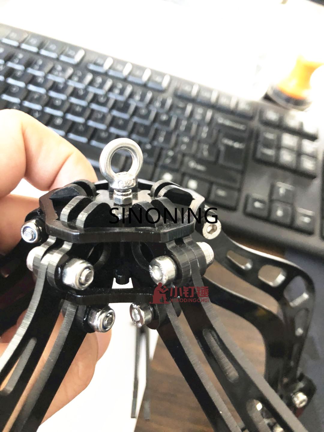 Upgrade Mantis Claw Install Guide : 7 Steps - Instructables