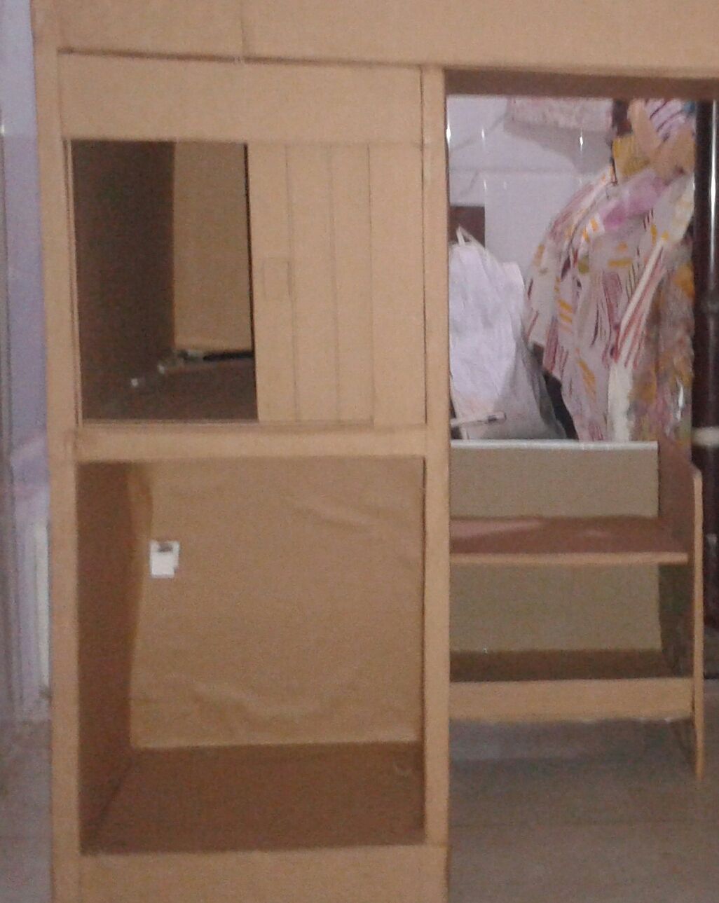 Study Table From Corrugated Sheets : 12 Steps - Instructables