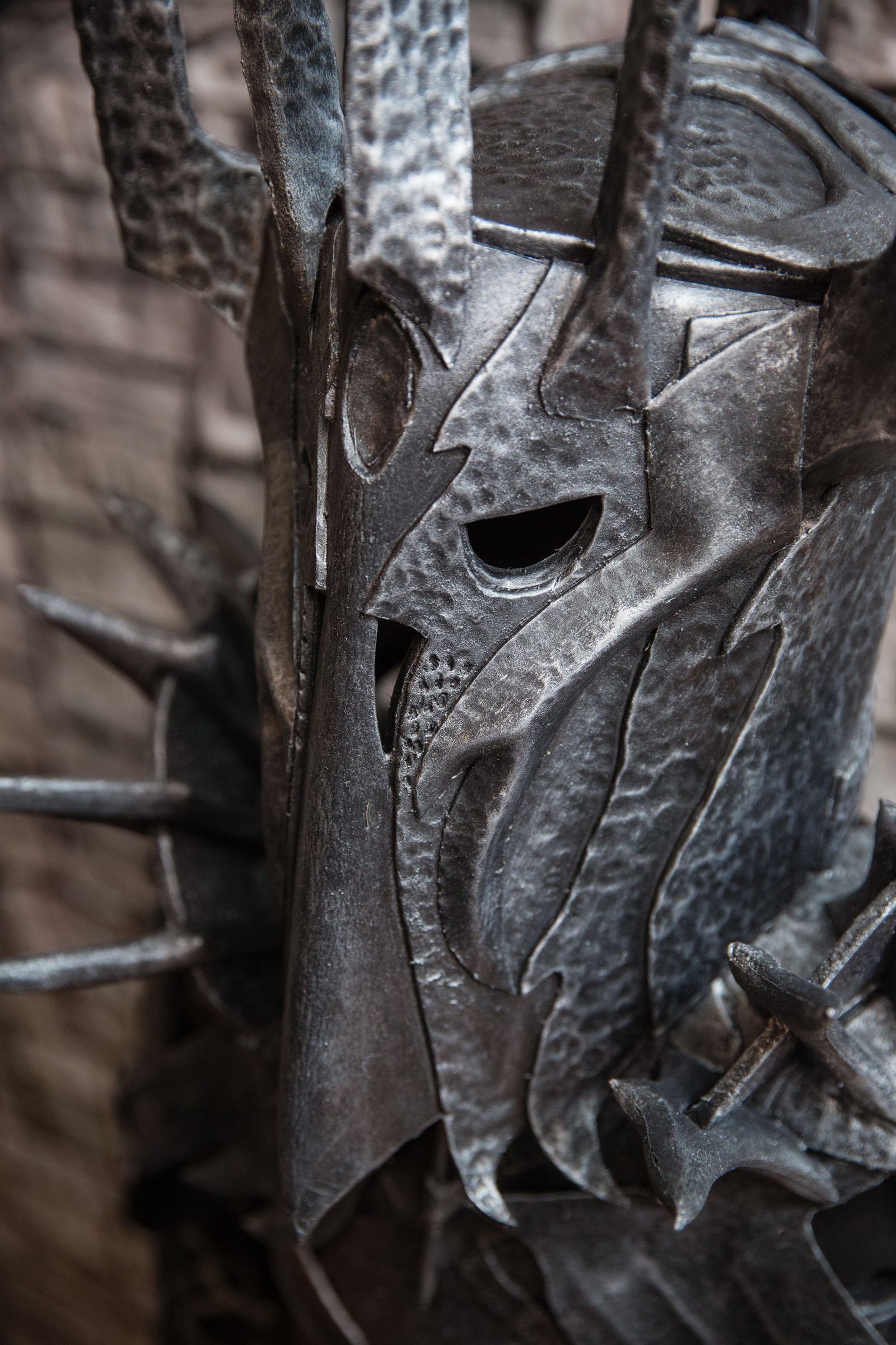 Epic Sauron Costume : 14 Steps (with Pictures) - Instructables