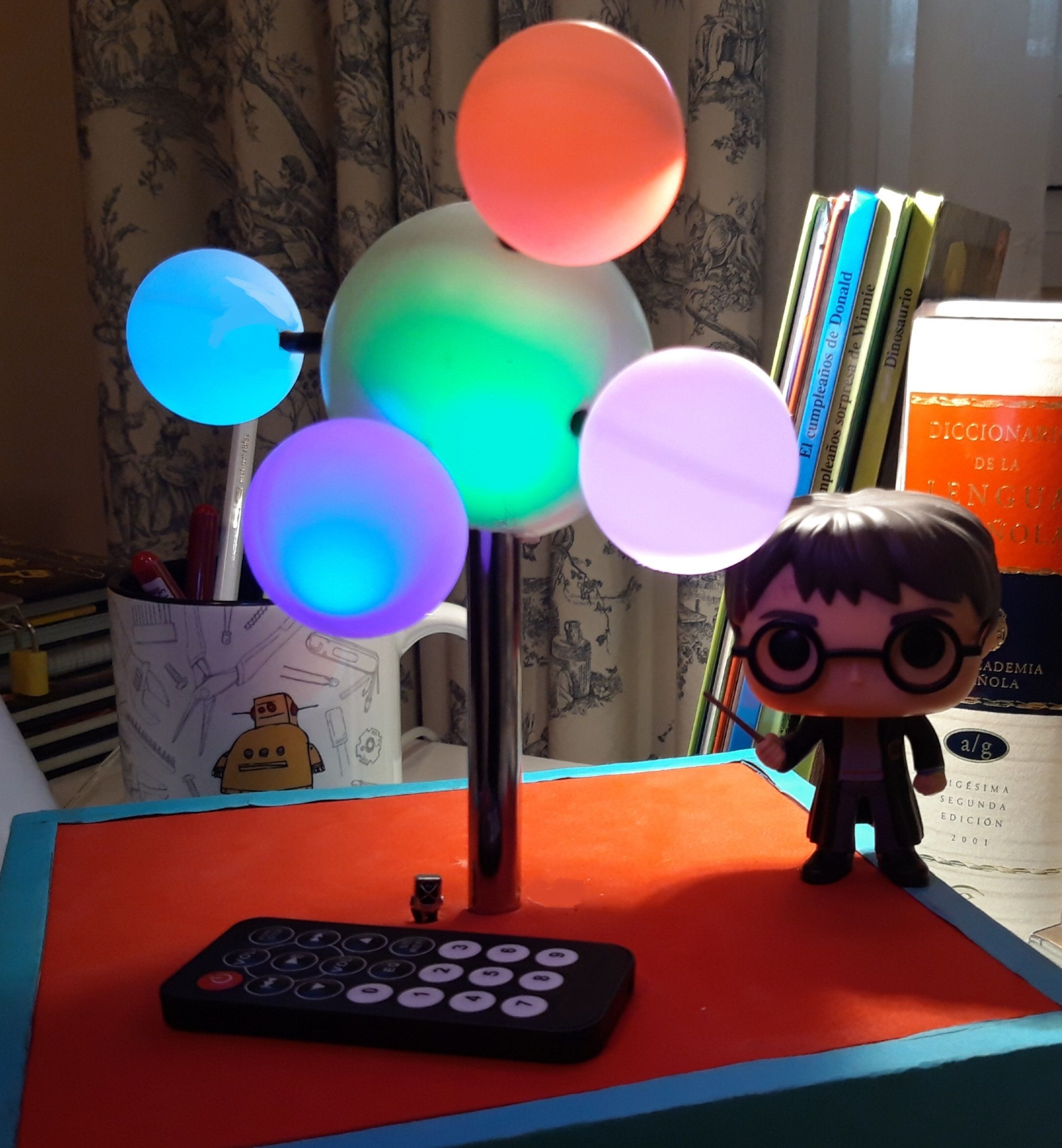 Molecular Shape Desktop Lamp : 11 Steps (with Pictures) - Instructables