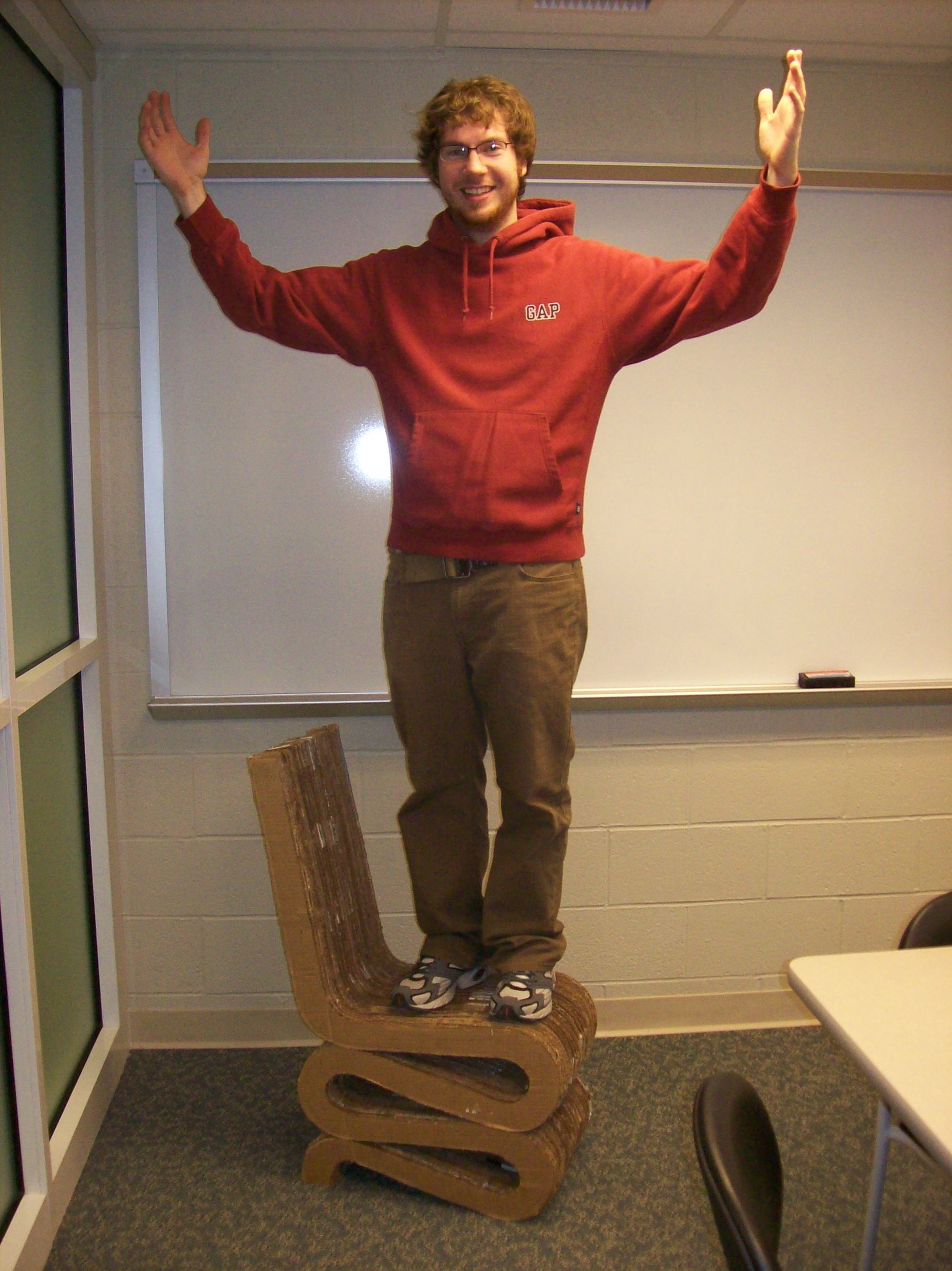 World's Best Cardboard Chair : 5 Steps (with Pictures) - Instructables