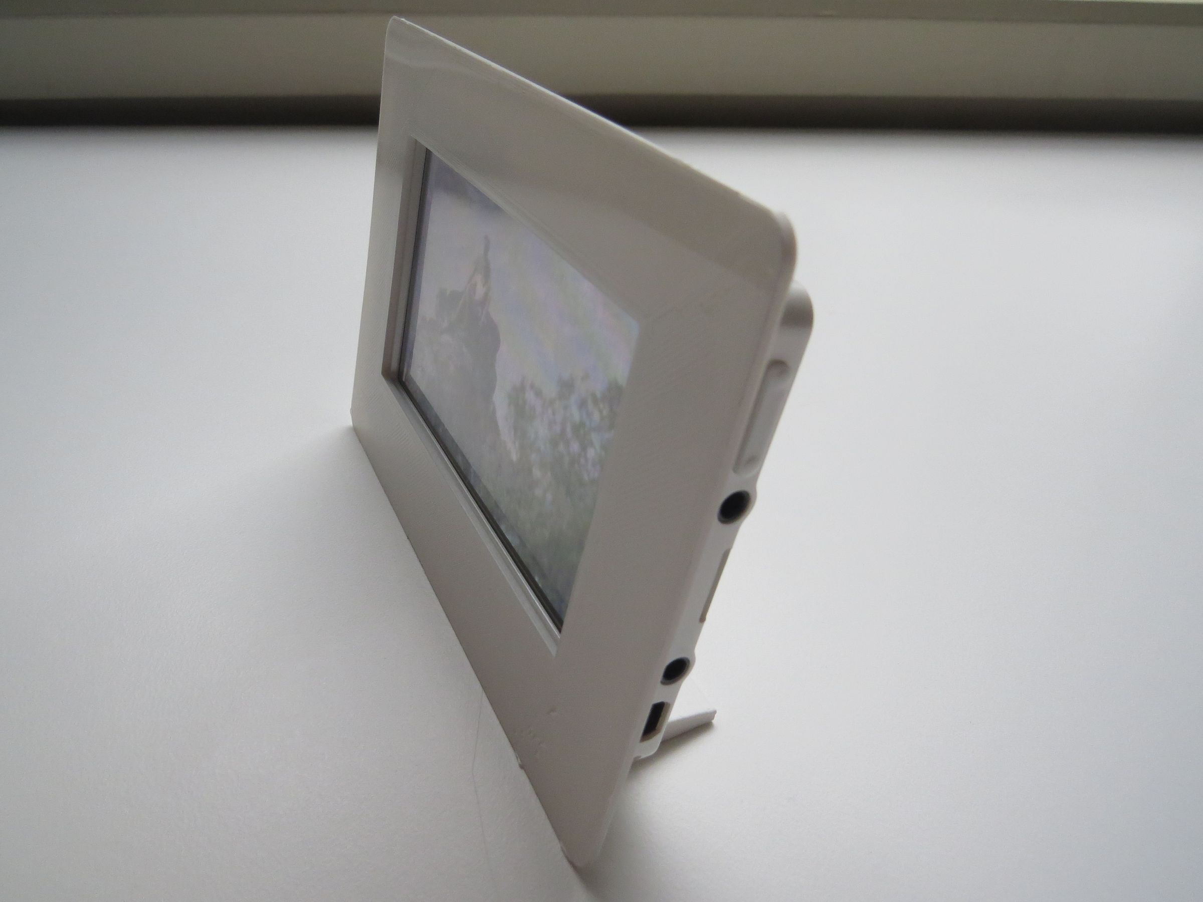 3D Printed Digital Photo Frame - Instructables