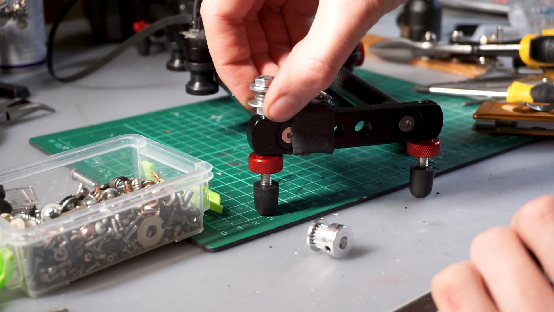 How to Motorize a Camera Slider (Battery Powered) : 11 Steps (with ...