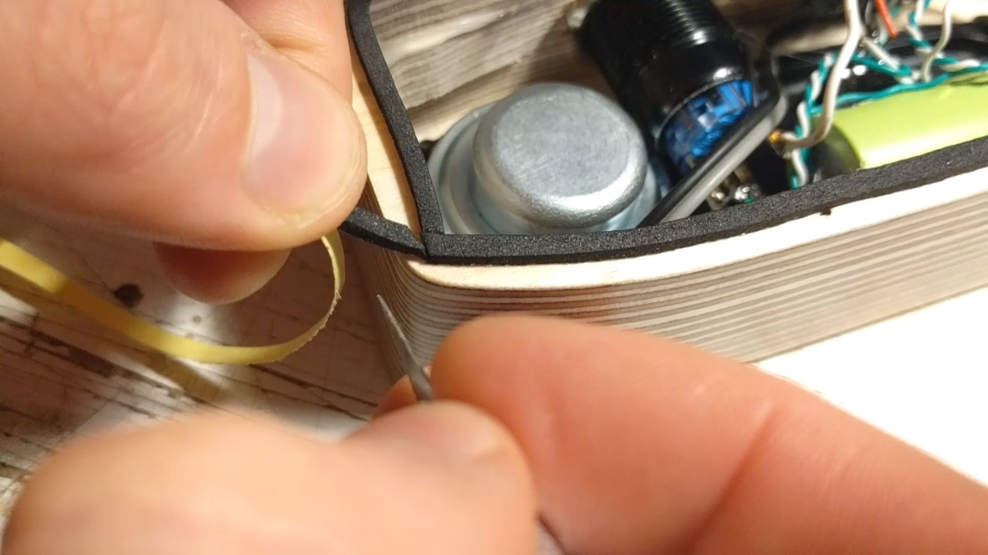 Simple Portable Bluetooth Speaker : 14 Steps (with Pictures ...