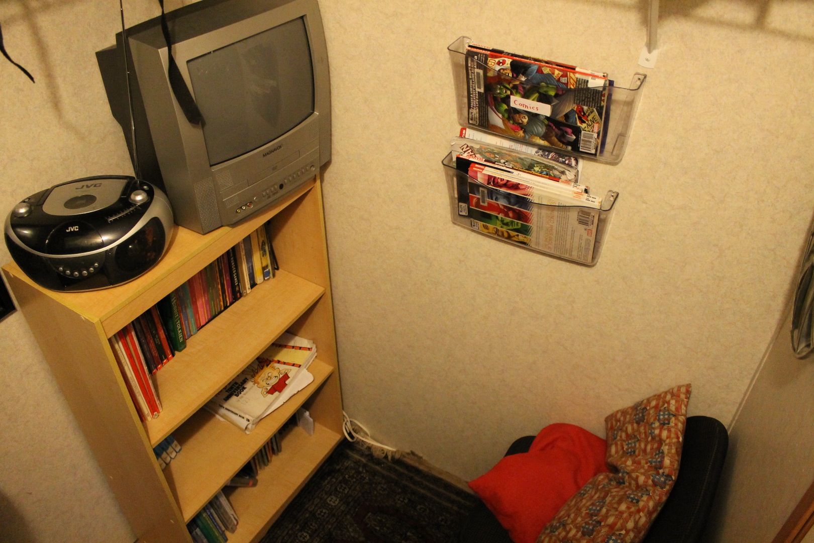 Mini Man-Cave - Instructables