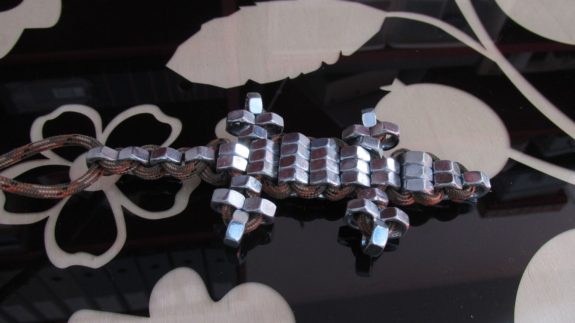 Paracord Gecko/ Lizard : 10 Steps (with Pictures) - Instructables