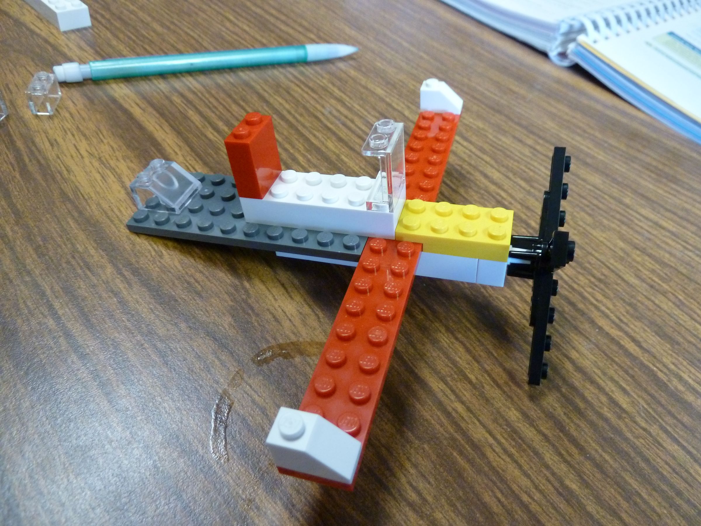 Lego Instructable - Simple Airplane : 8 Steps - Instructables