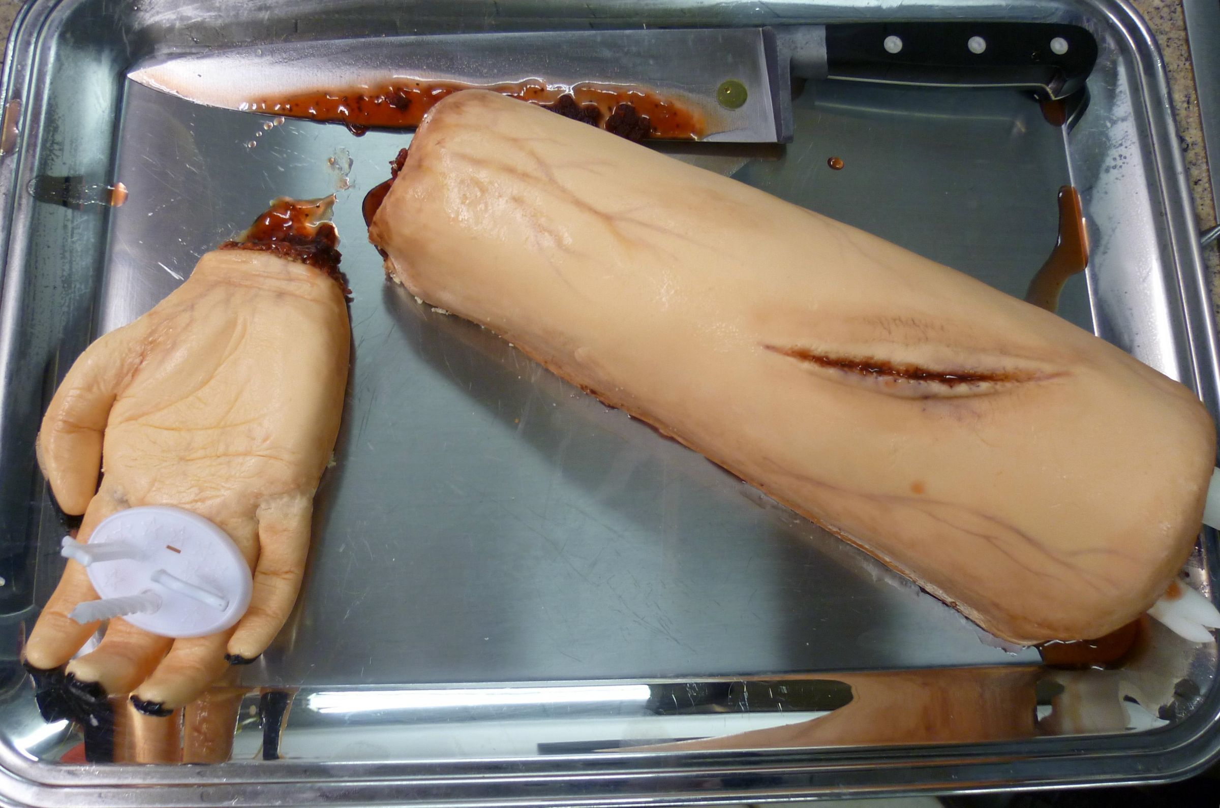 Severed Hand Cake : 4 Steps (with Pictures) - Instructables