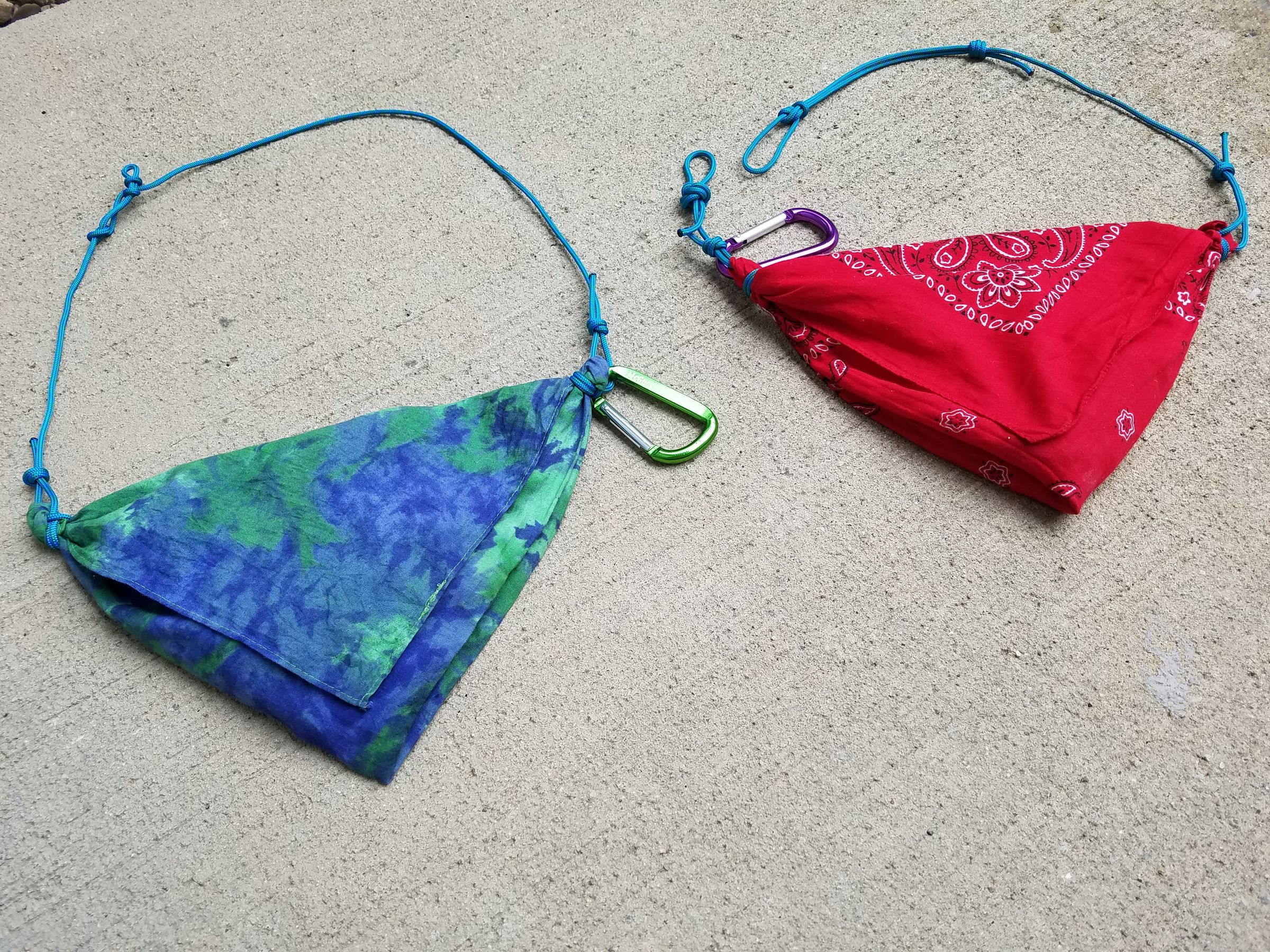 Bandana Sling Pack : 4 Steps (with Pictures) - Instructables