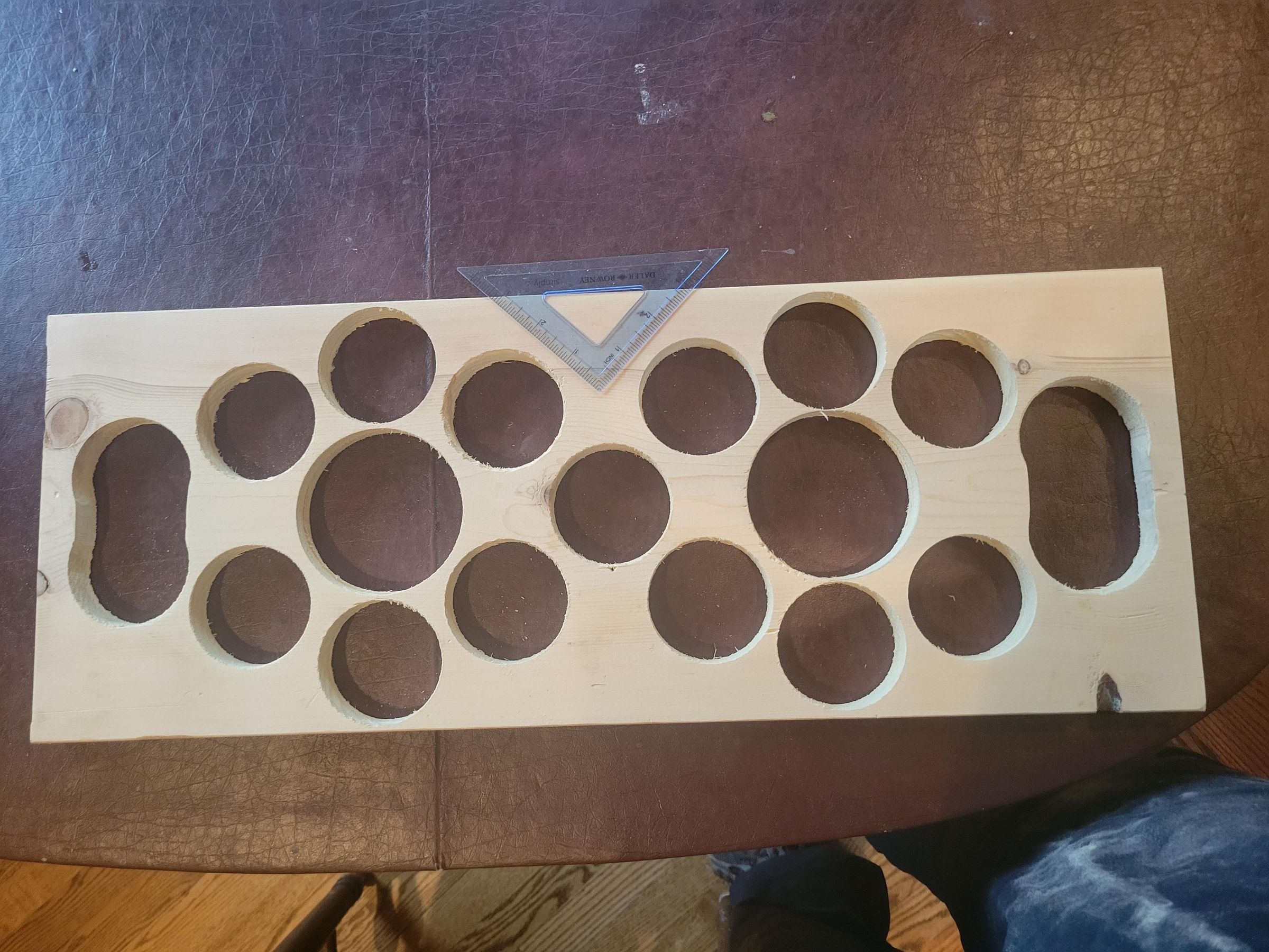 DIY Figure 8 Mancala : 6 Steps (with Pictures) - Instructables