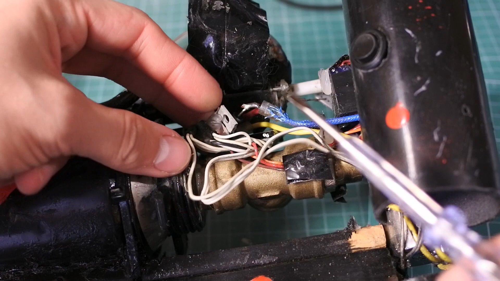 DIY Air Machine Gun - Instructables