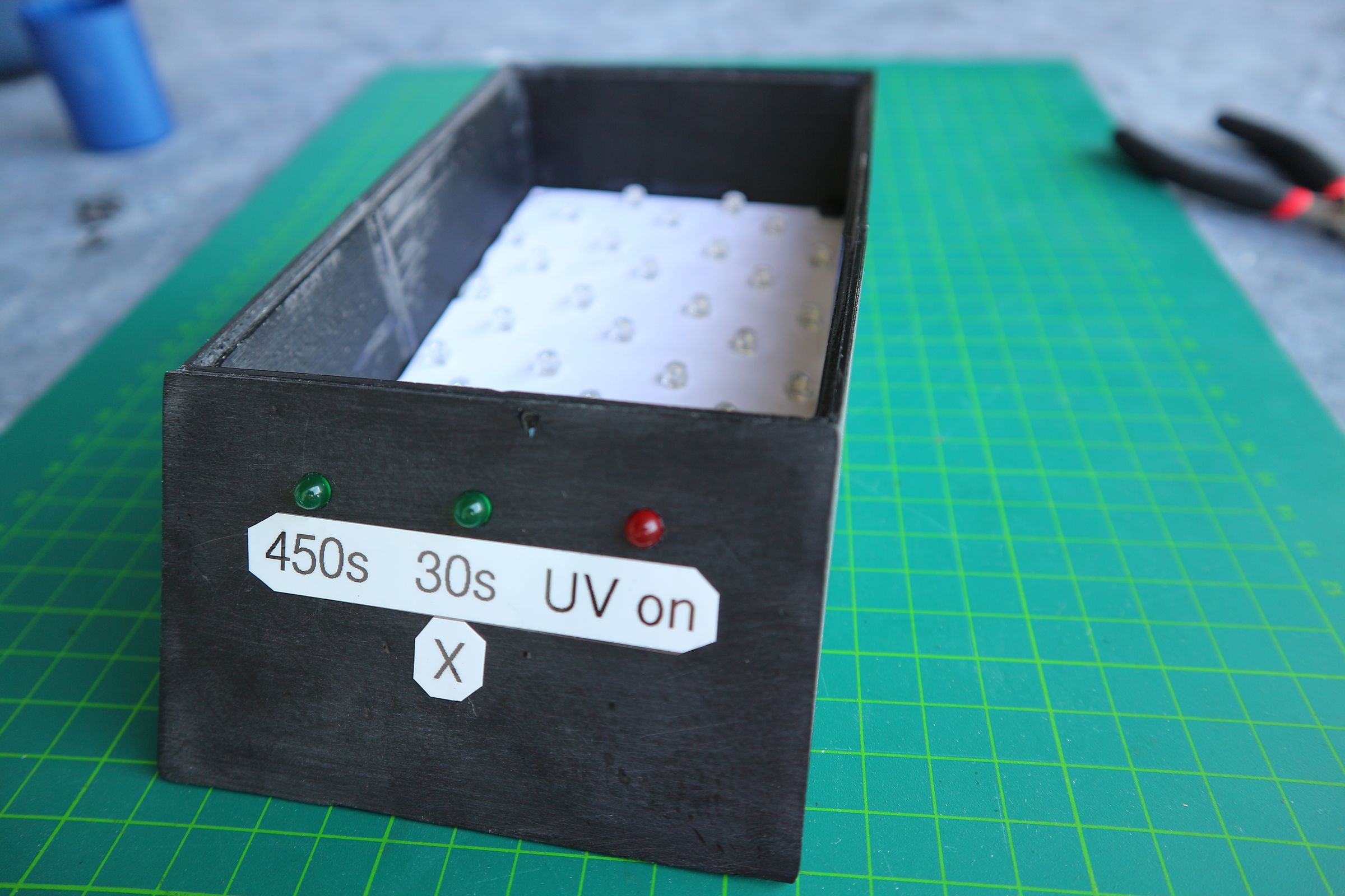 PCB UV Exposure Unit : 5 Steps (with Pictures) - Instructables