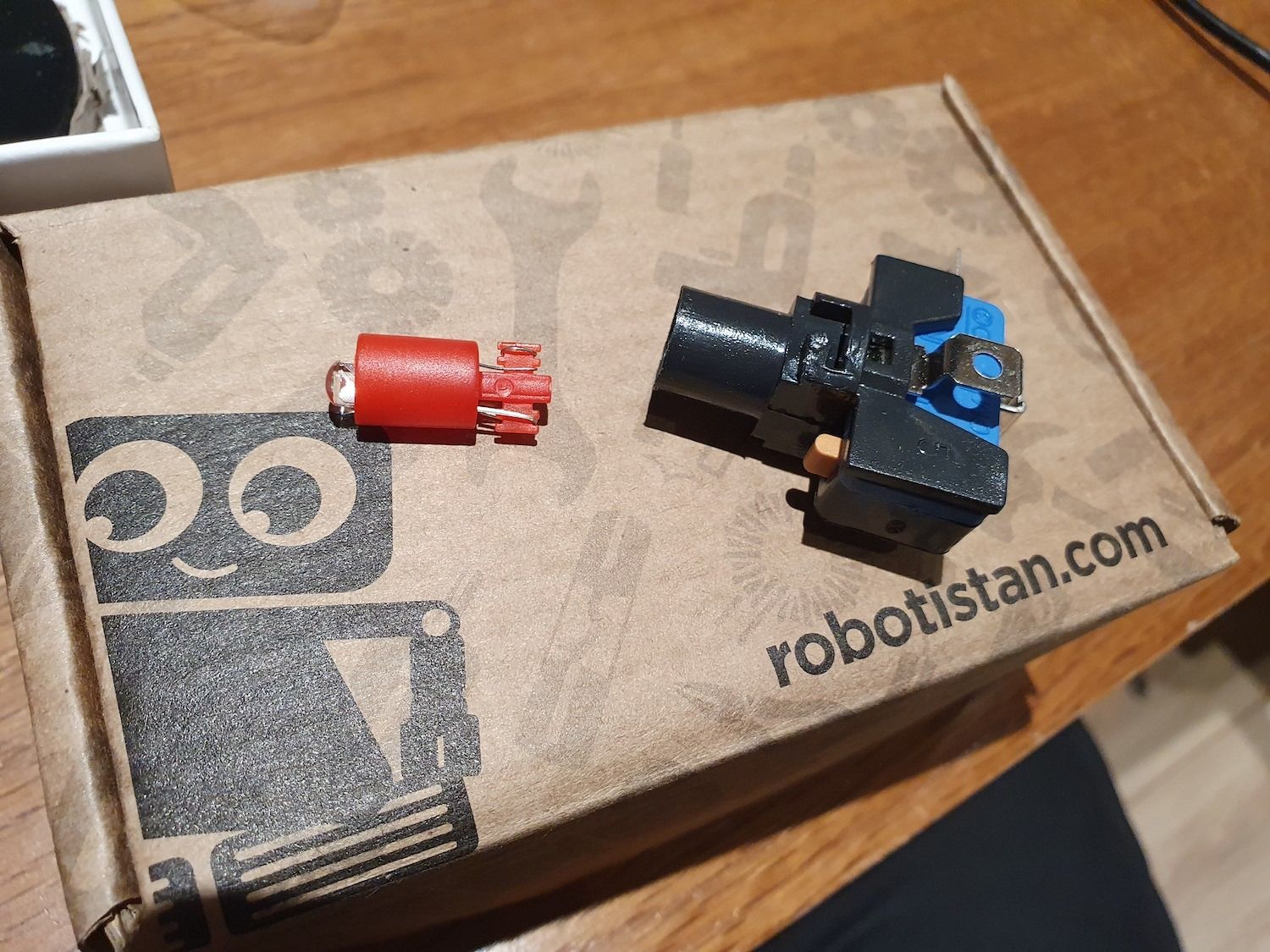 Physical Toggl Button : 4 Steps - Instructables
