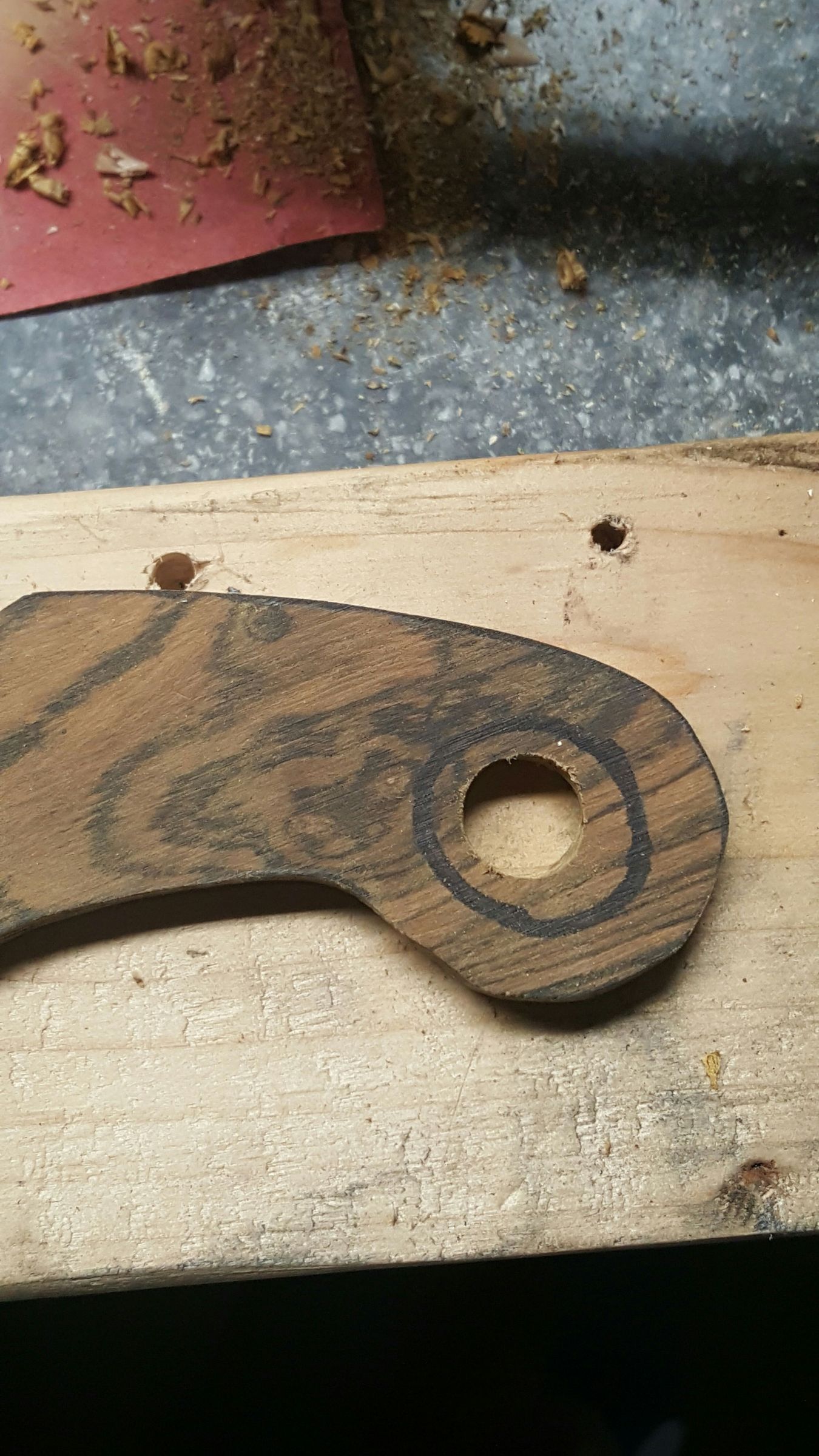 Training Karambit : 6 Steps (with Pictures) - Instructables