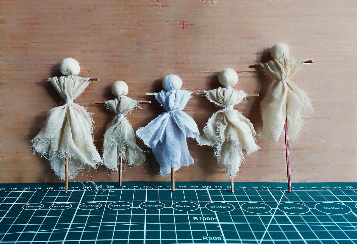 Mini Halloween Ghosts & Scarecrows : 6 Steps (with Pictures ...