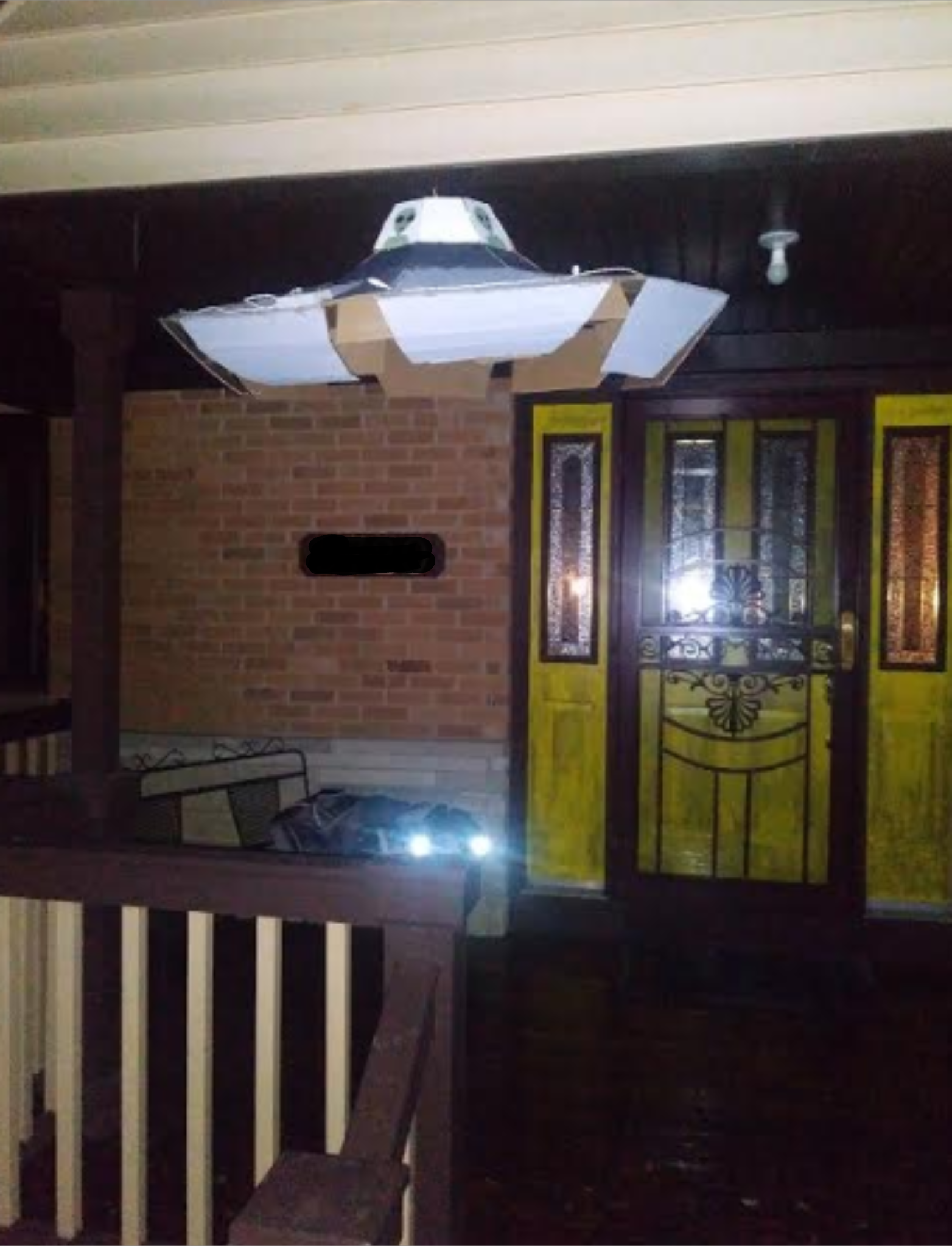 Cardboard UFO! : 6 Steps - Instructables