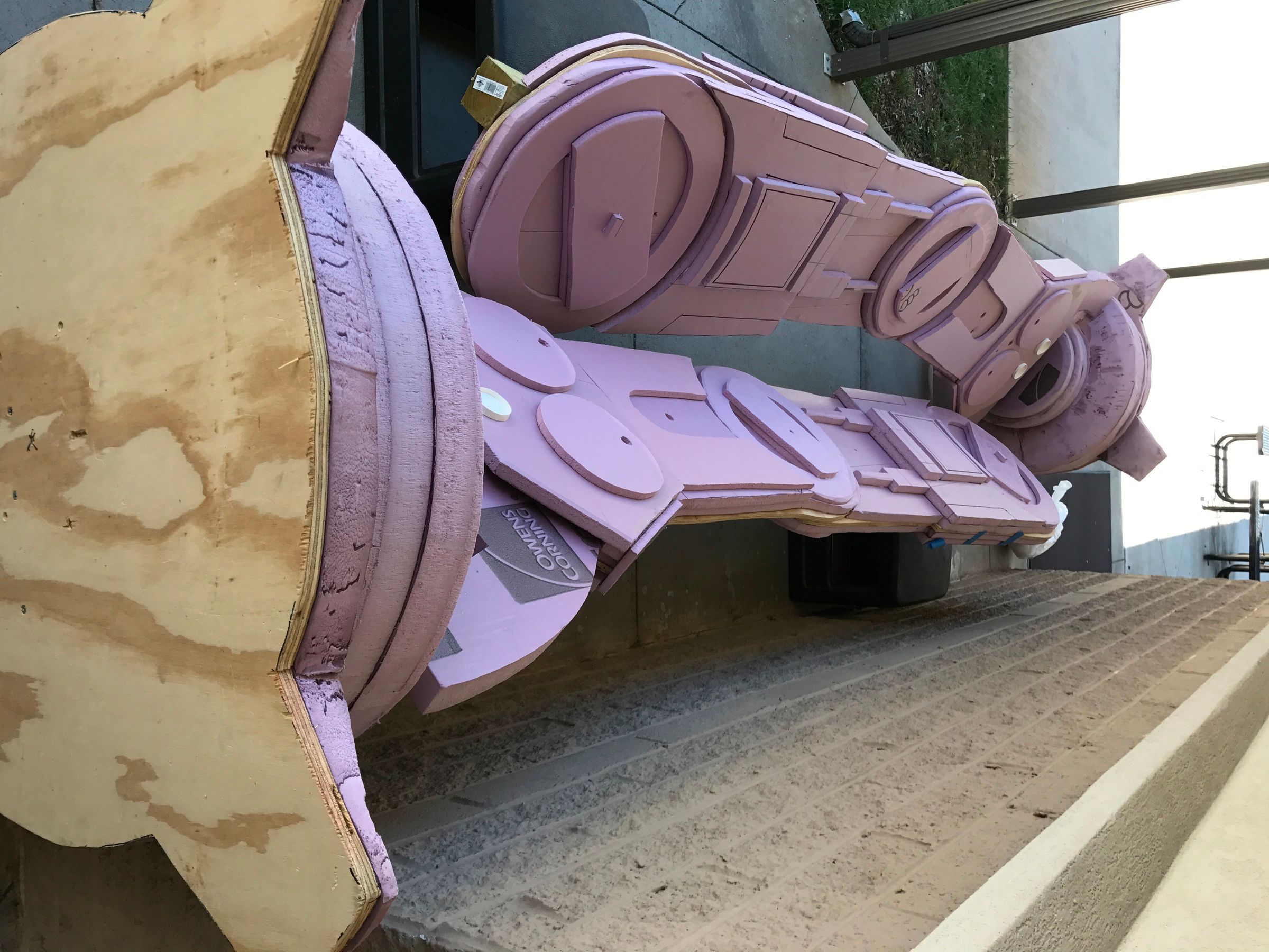 Make a Large-Scale Star Wars AT-AT Walker : 11 Steps (with Pictures ...