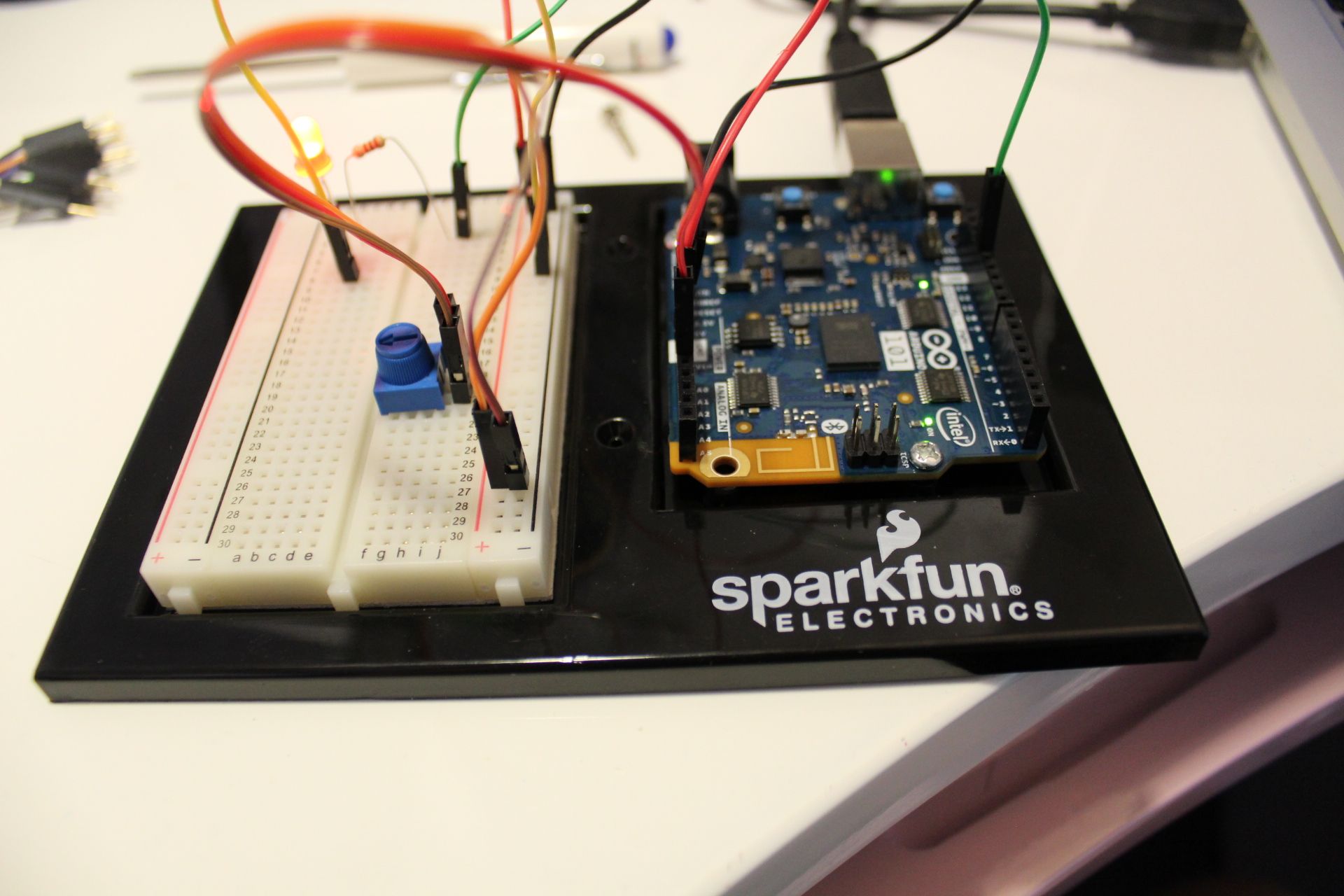 Control LED Blink Rate With Potentiometer : 4 Steps - Instructables