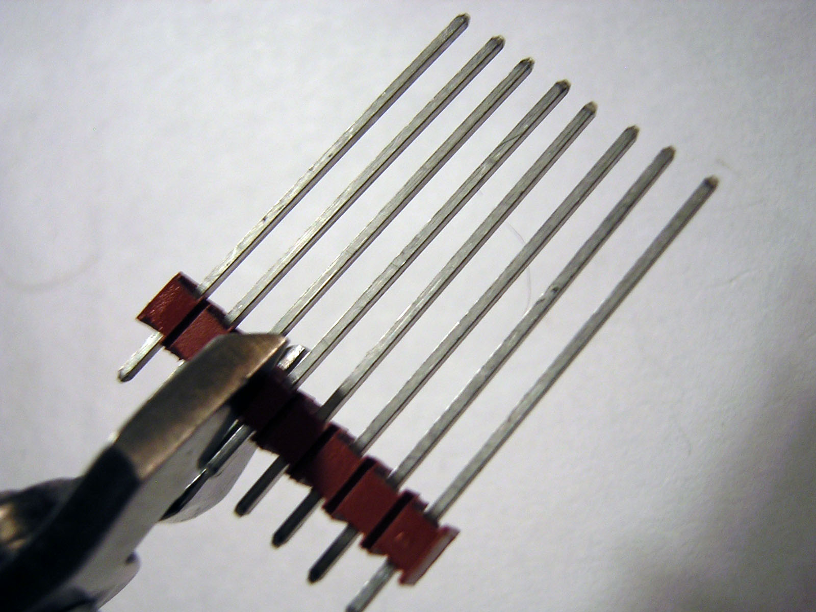 Build a Complete AVR System and Play Mastermind! : 9 Steps - Instructables