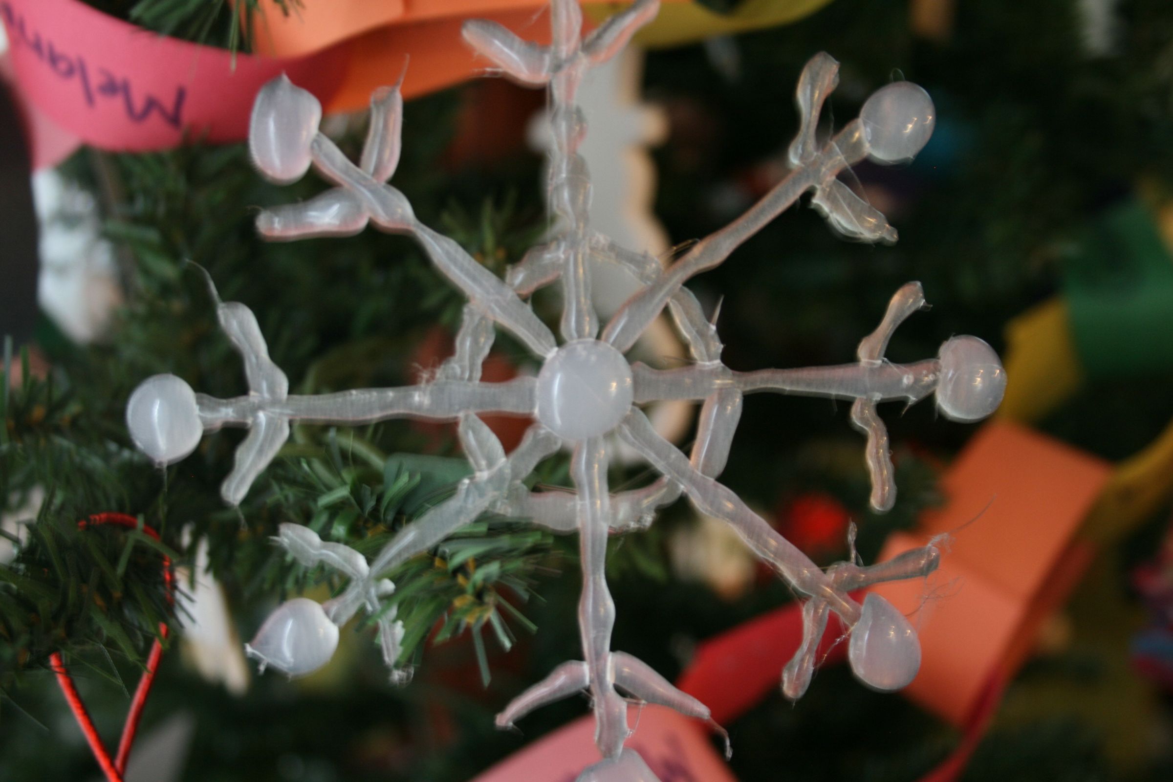 Hot Glue Snowflake Ornaments : 8 Steps (with Pictures) - Instructables
