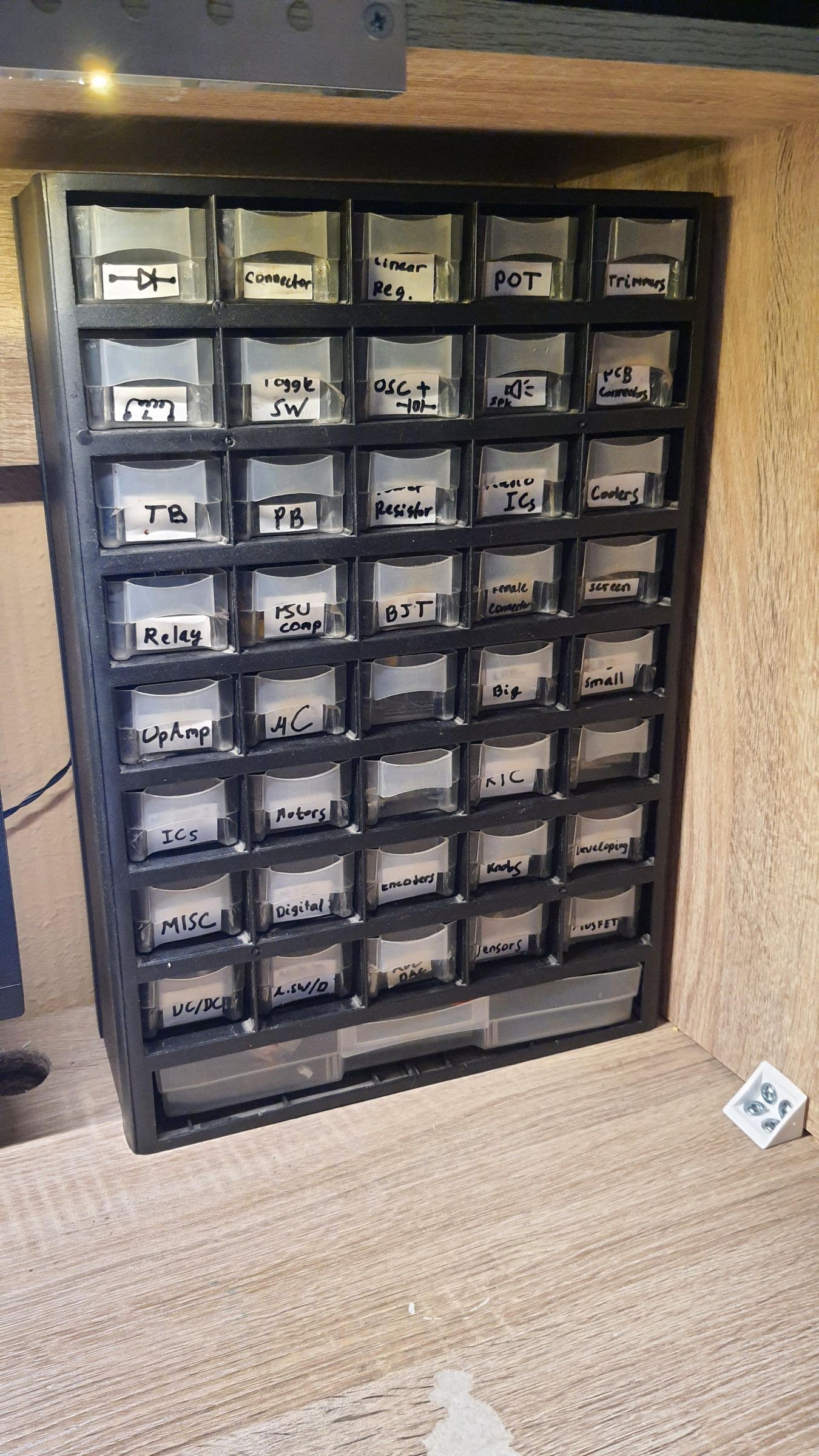 Interactive Window Display : 4 Steps (with Pictures) - Instructables