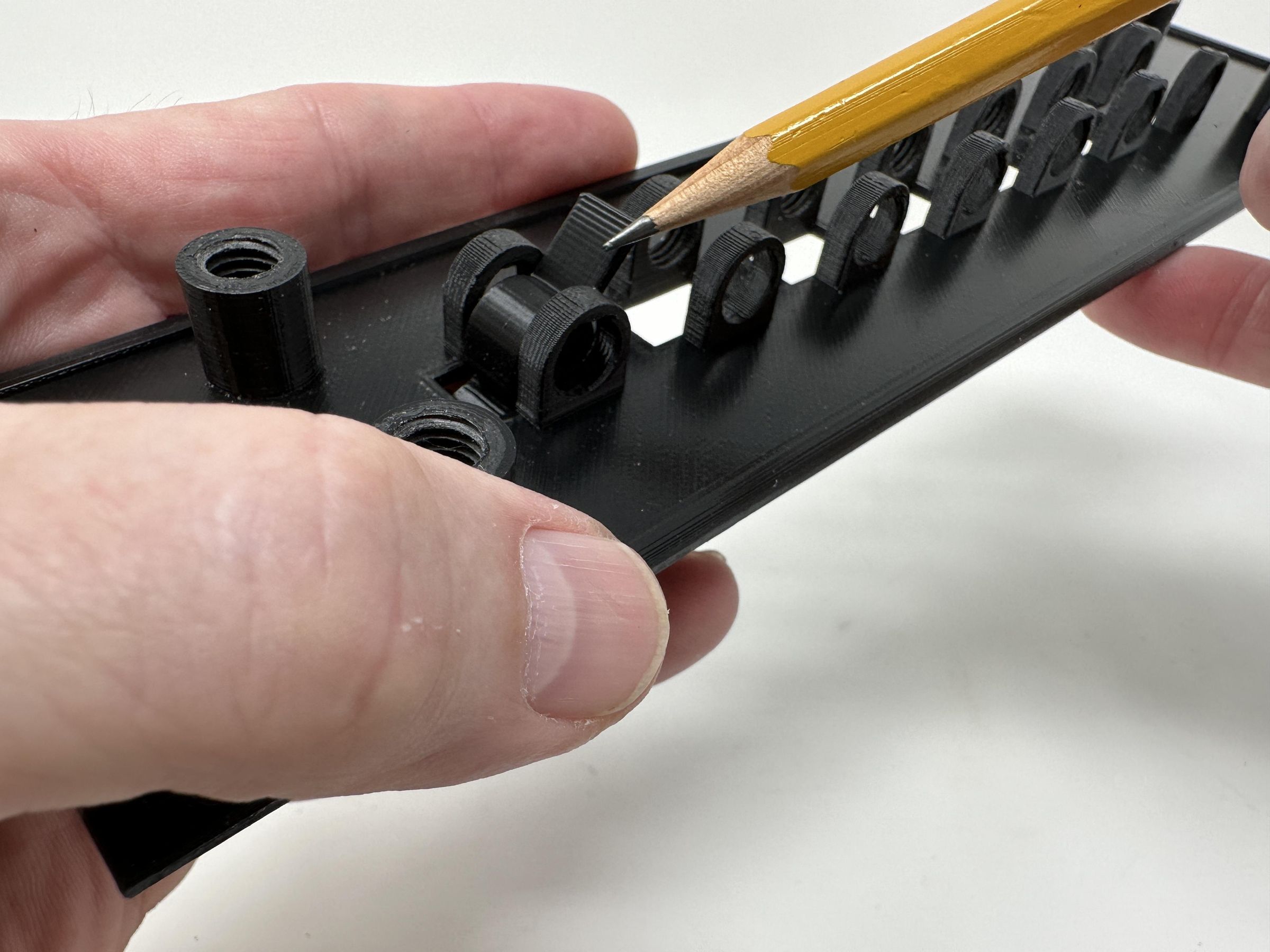 A "Do Nothing" Dominoes Box. : 4 Steps (with Pictures) - Instructables