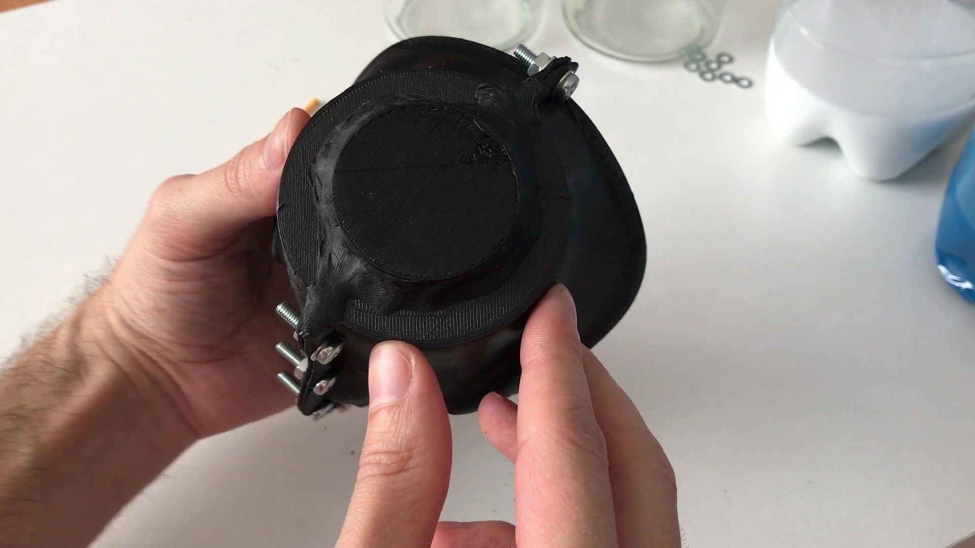 LHM Silicone Face Mask : 4 Steps - Instructables