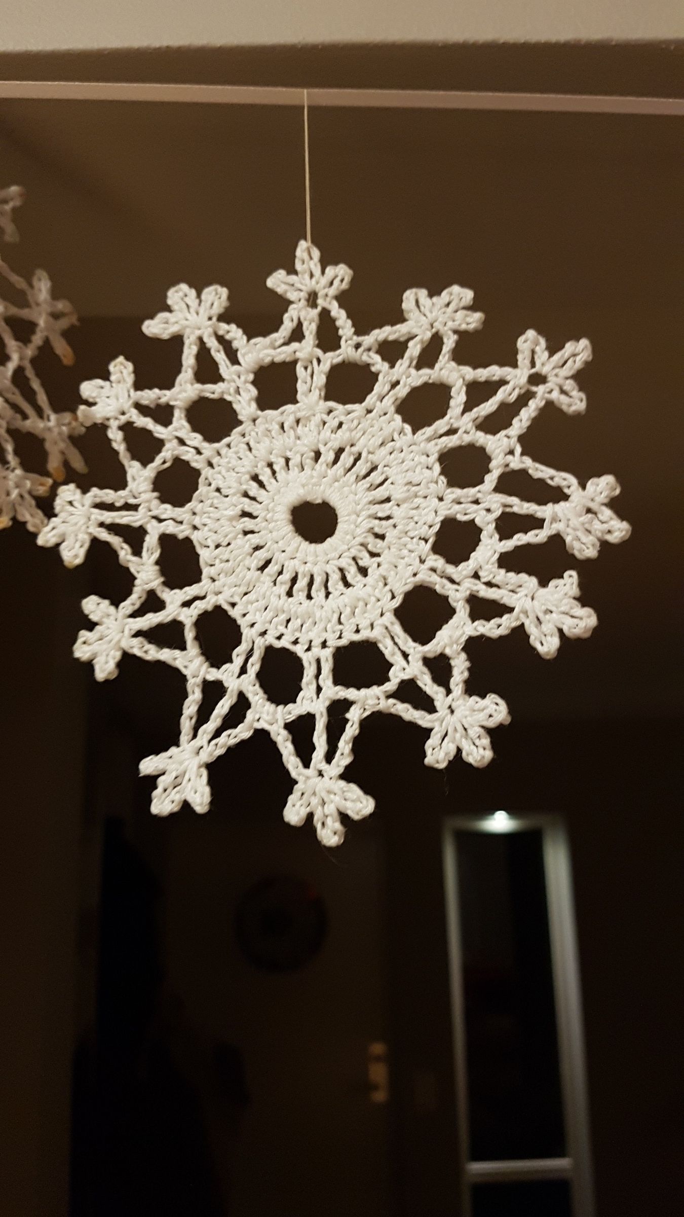 Snowflakes Garland : 4 Steps - Instructables
