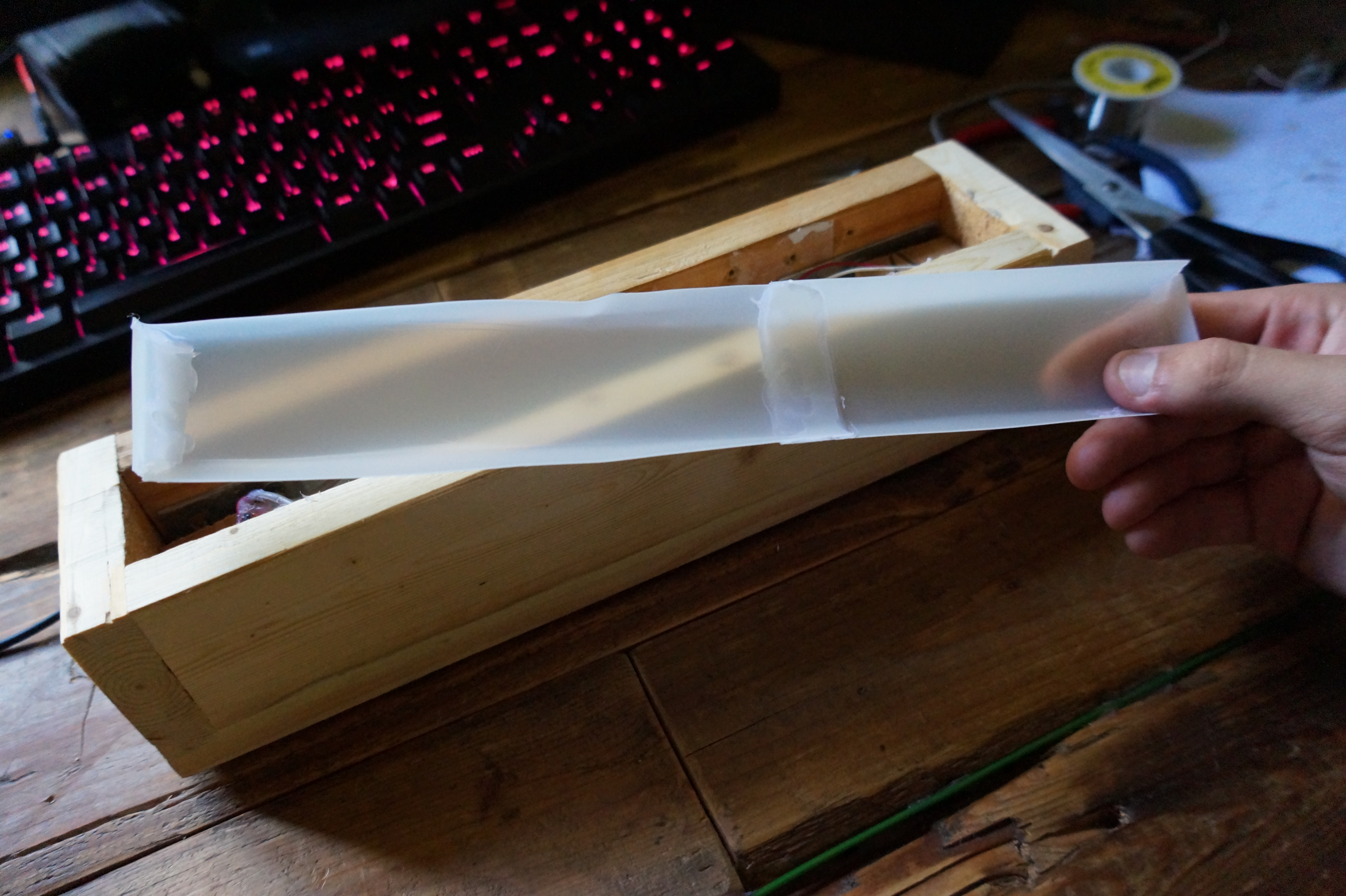 Magical Floating Planter Box : 6 Steps (with Pictures) - Instructables