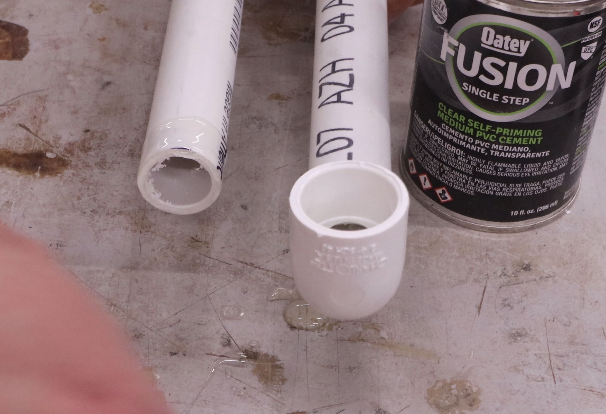 DIY Inexpensive Collapsible Projector Screen Frame : 8 Steps (with ...