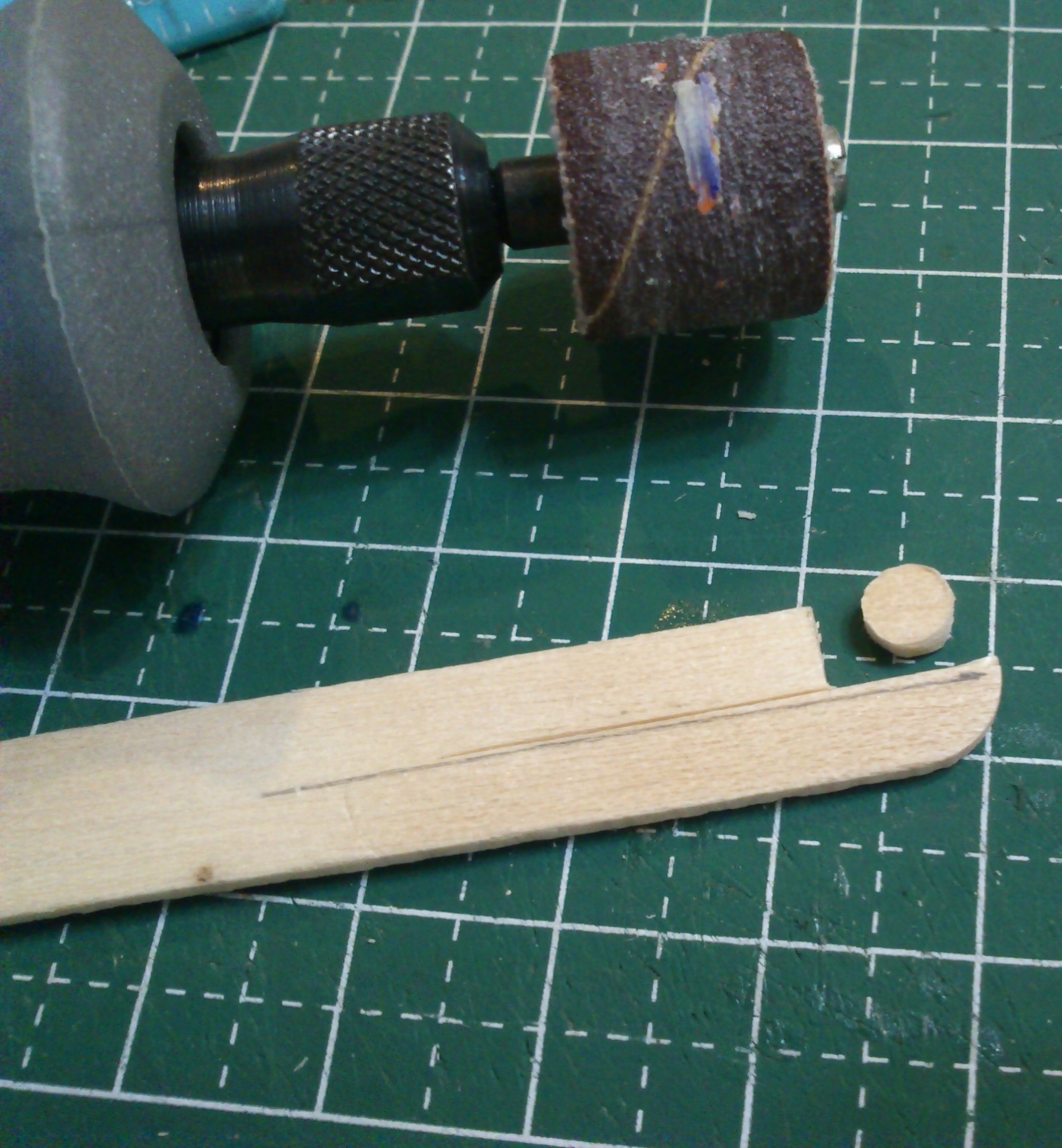 Mini AT-ST Popsicle Stick Model : 7 Steps (with Pictures) - Instructables