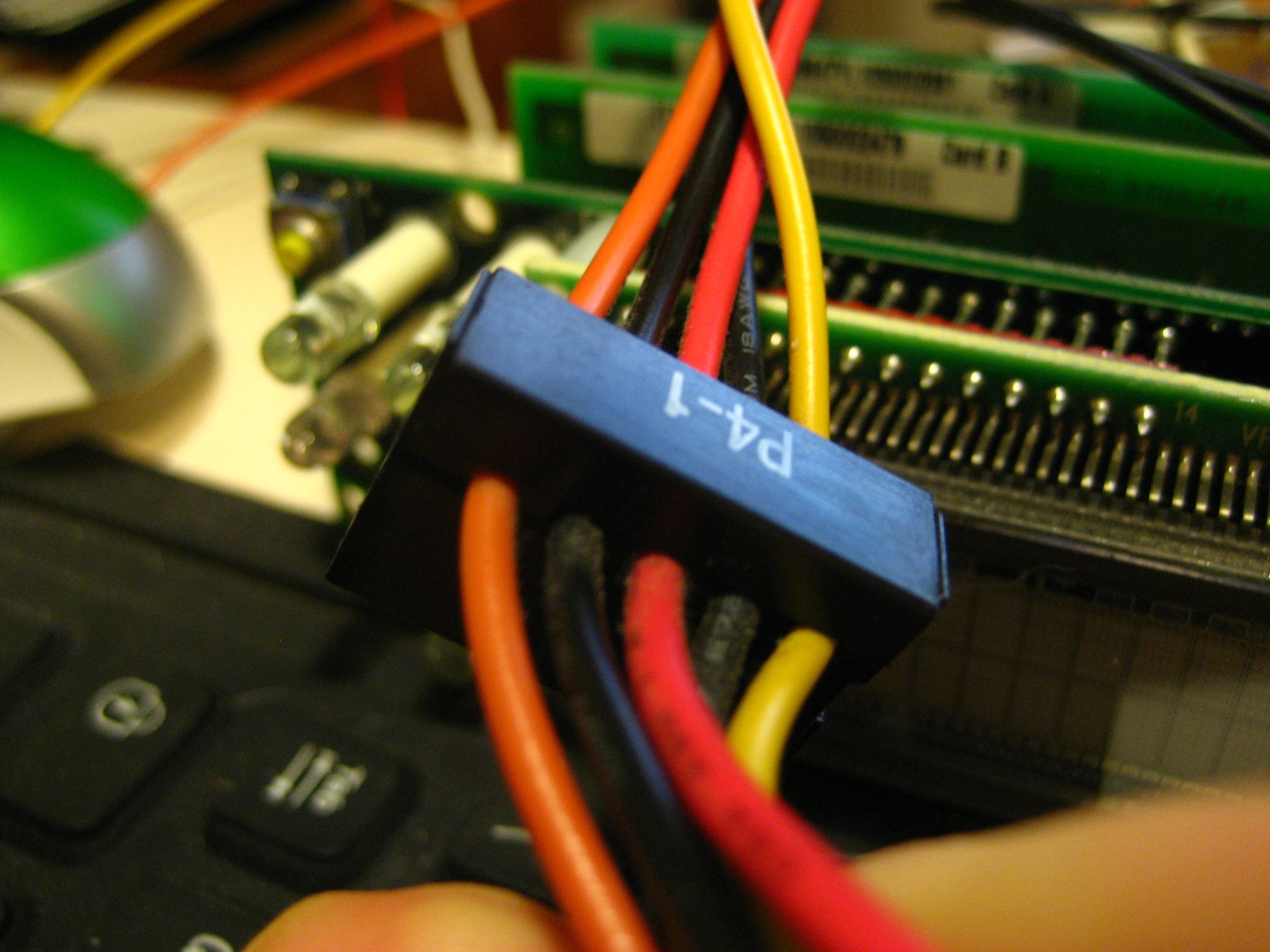 Molex SATA Floppy External Power Supply : 6 Steps - Instructables