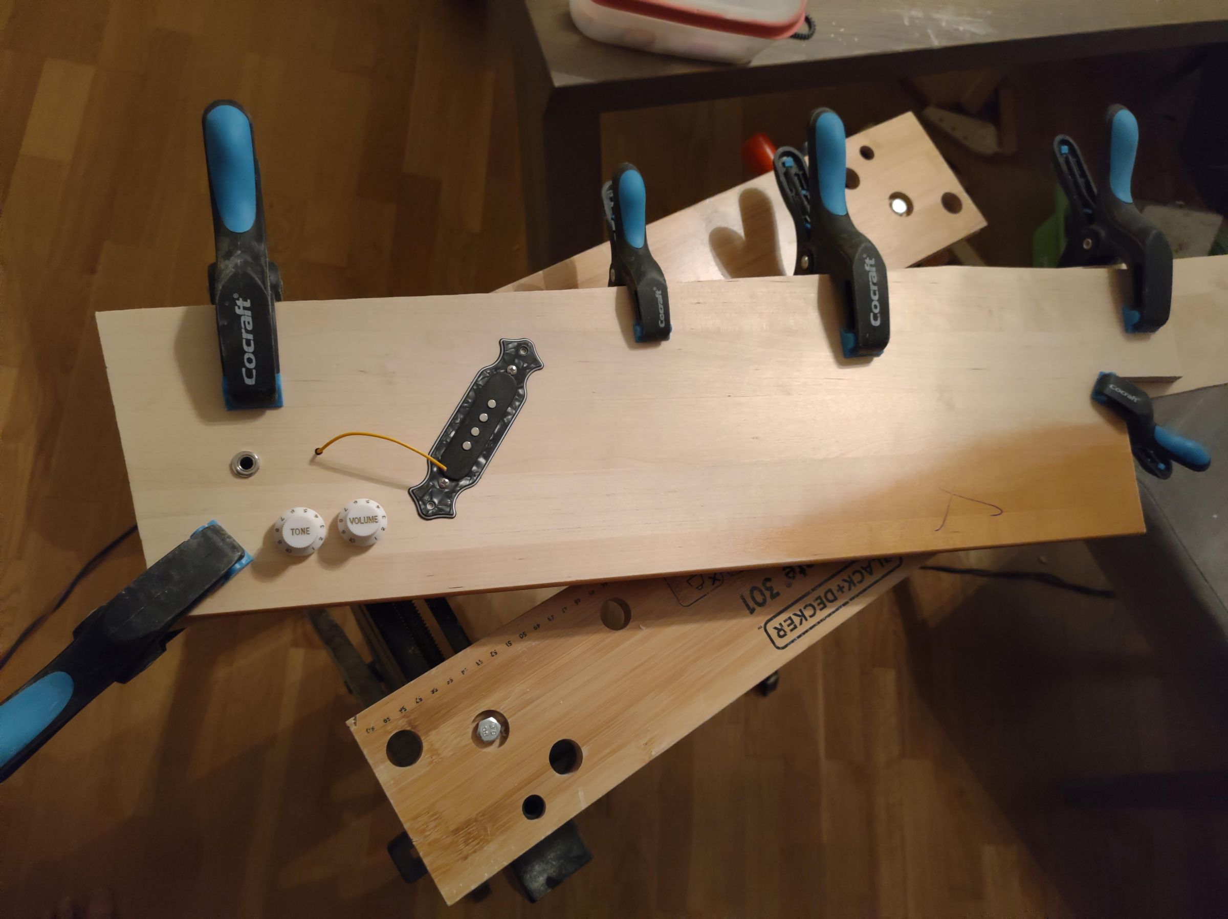 3 Guitars Made From a Table. #1 the Slide Guitar : 5 Steps (with ...