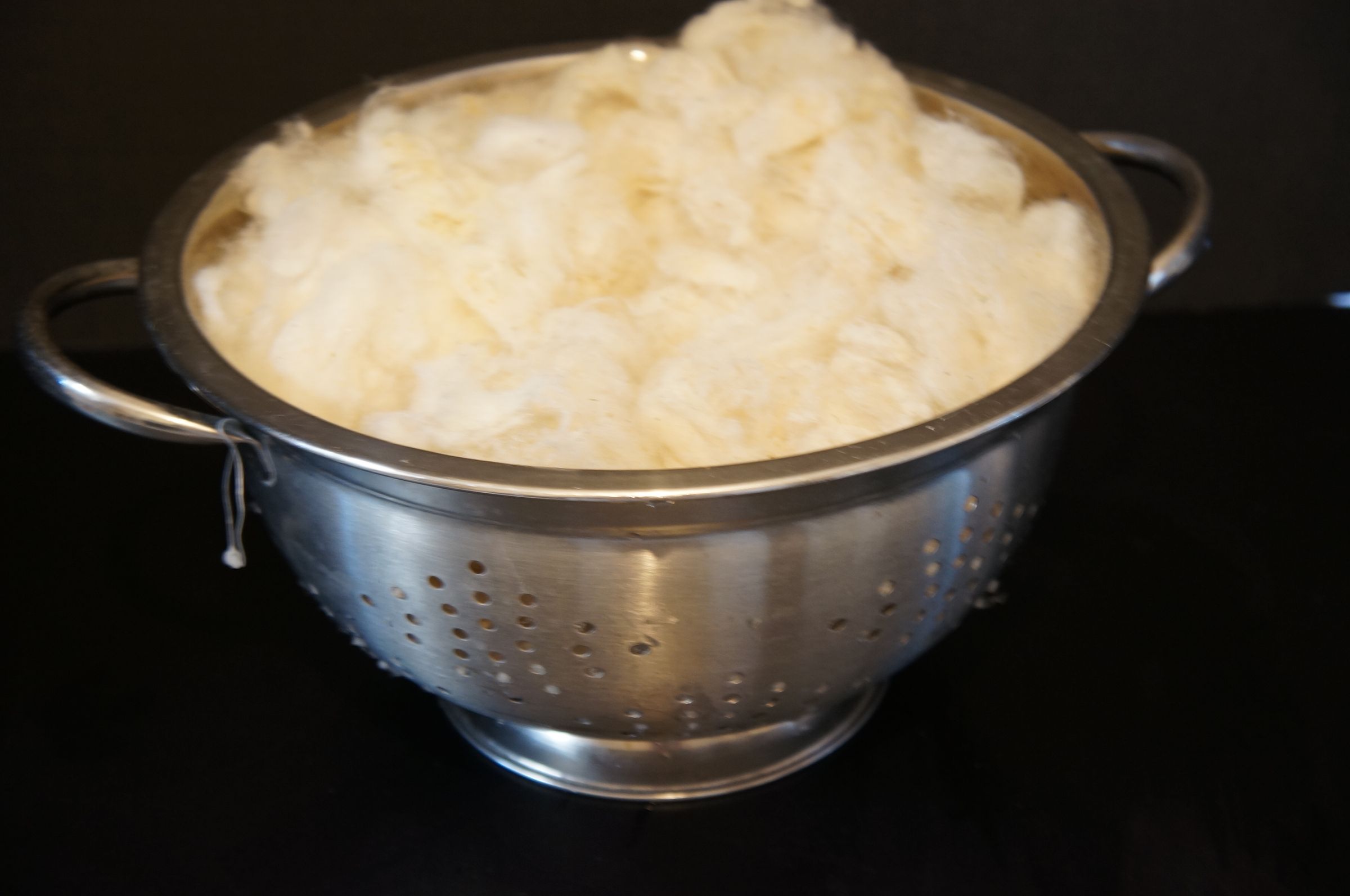 How to Process Card and Dye Raw Wool : 12 Steps (with Pictures ...