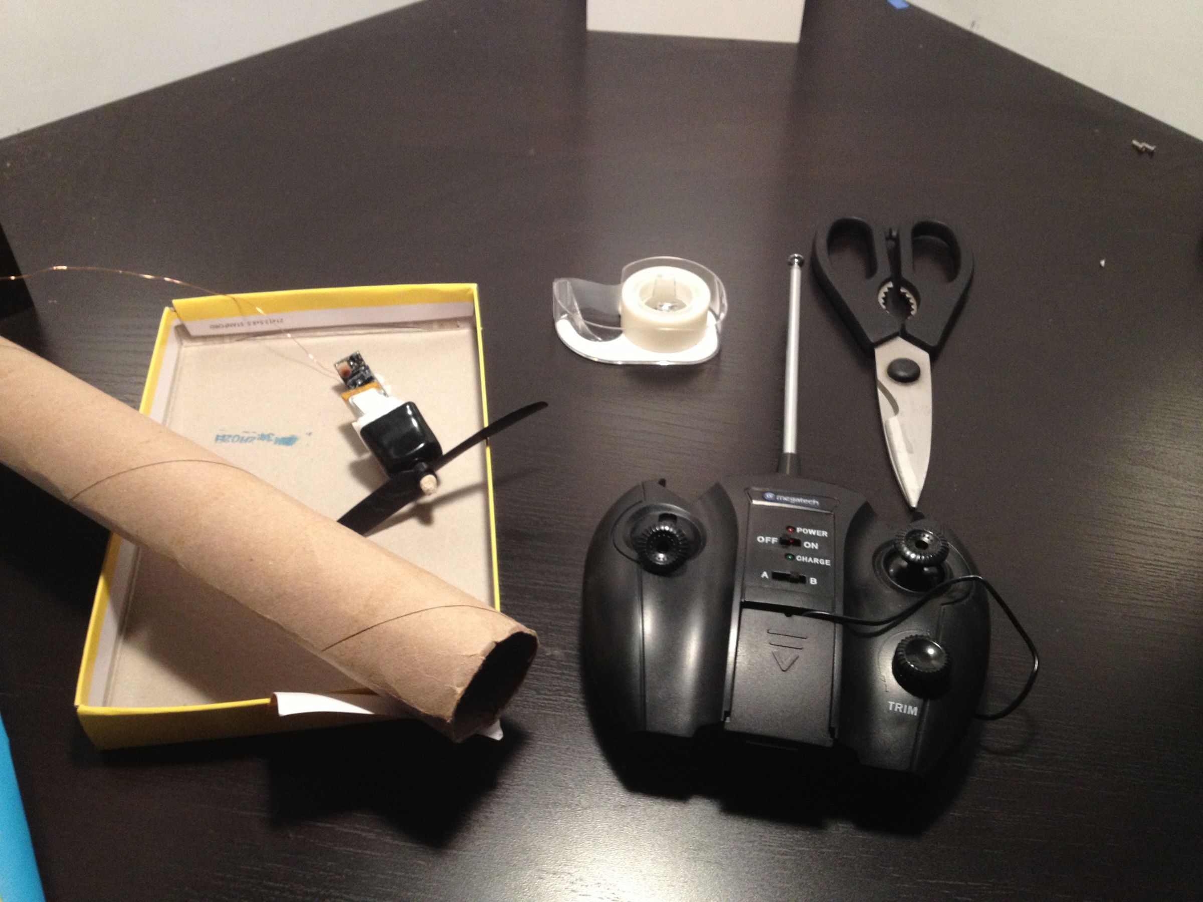 Make a Mini Rc Hovercraft : 4 Steps - Instructables
