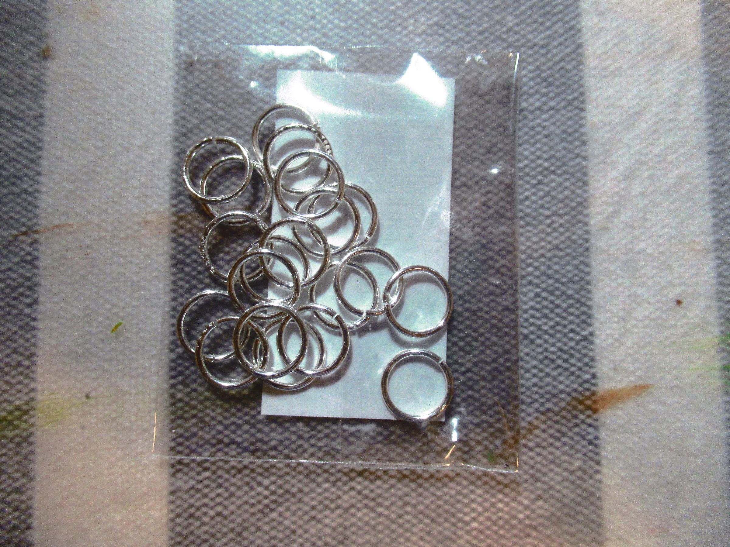 RECODE RESIGN JEWELRY : 11 Steps (with Pictures) - Instructables