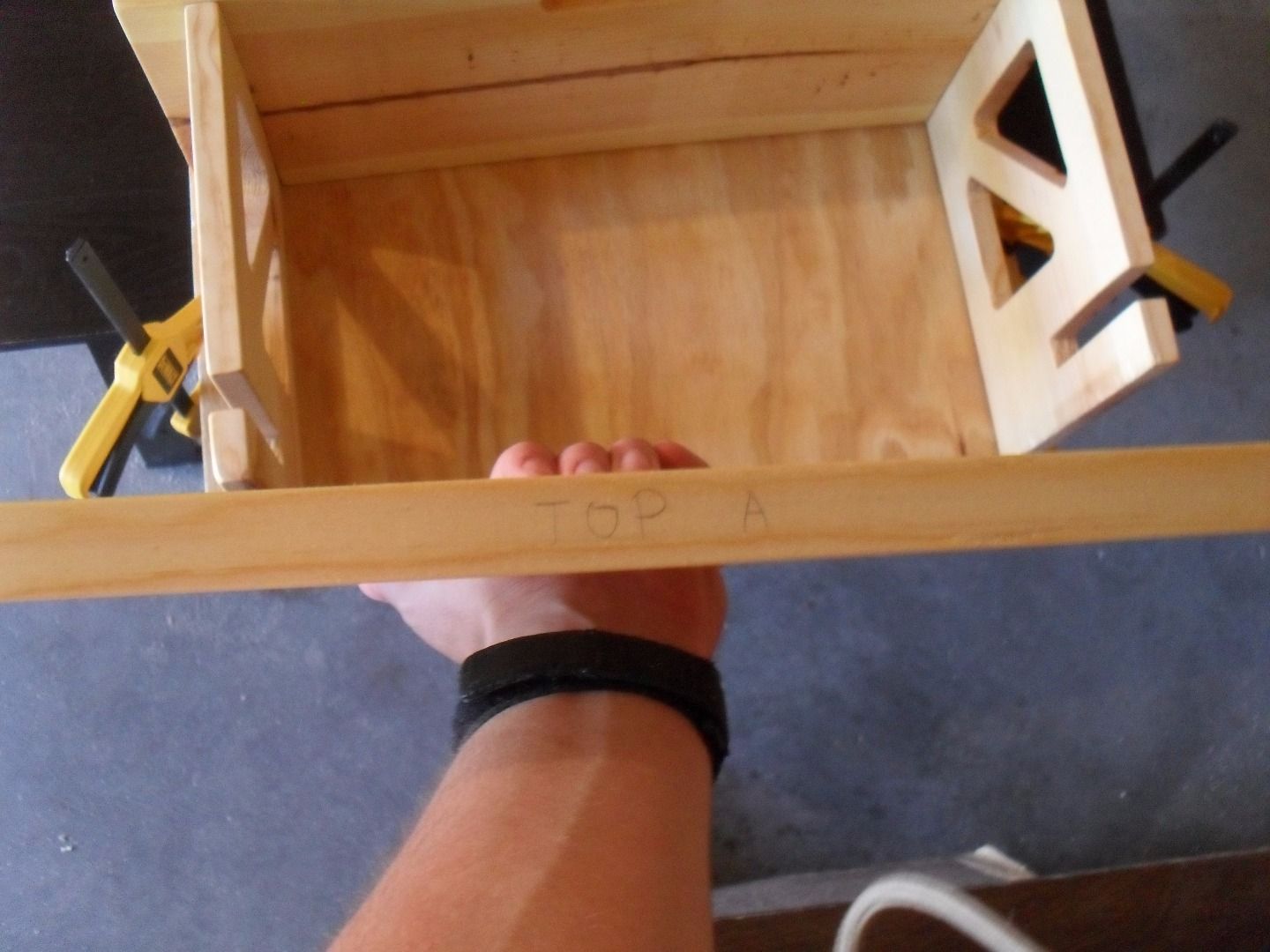 Folding Shelves : 5 Steps (with Pictures) - Instructables