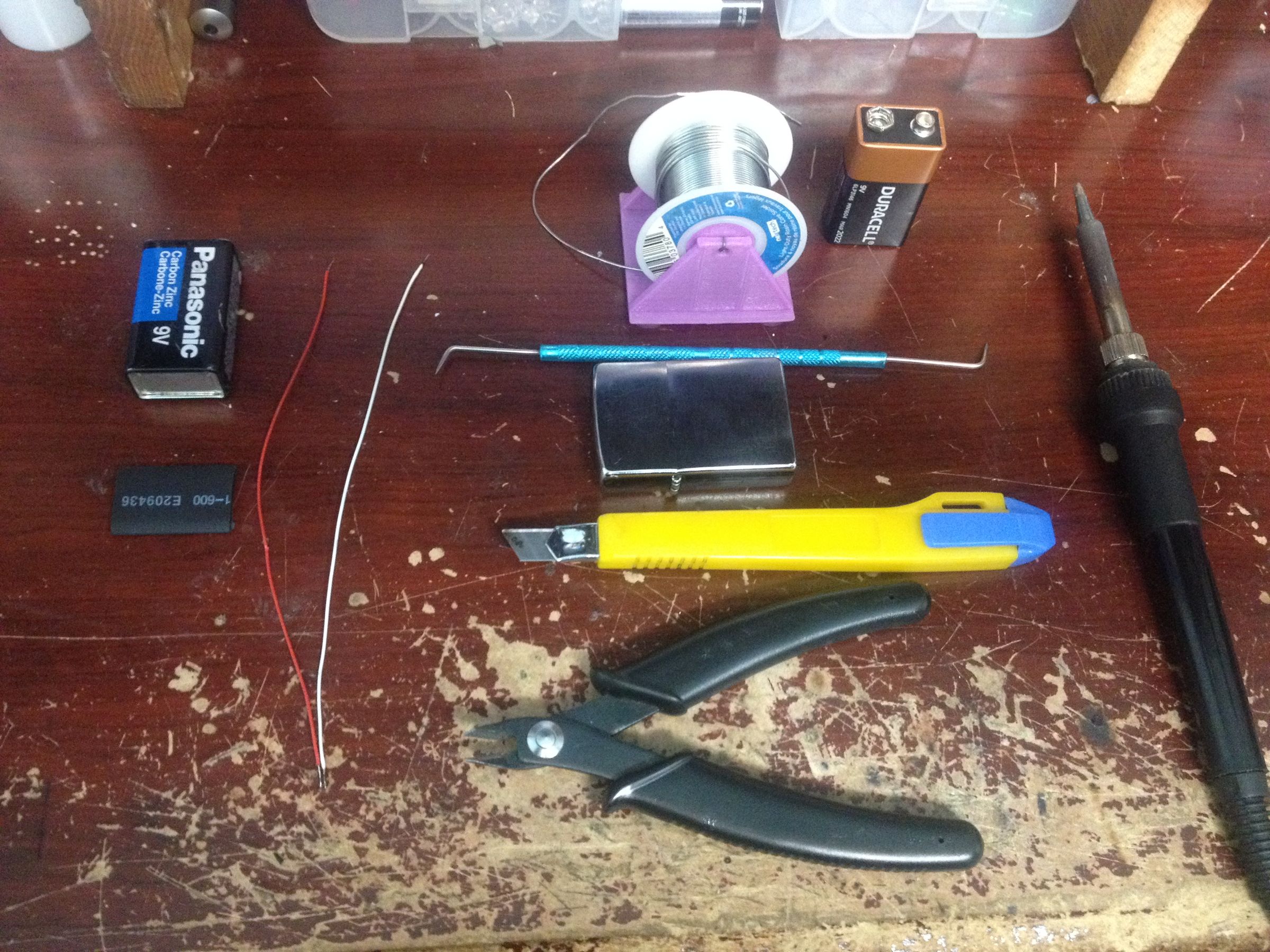 DIY 9 Volt Battery Clip : 5 Steps - Instructables