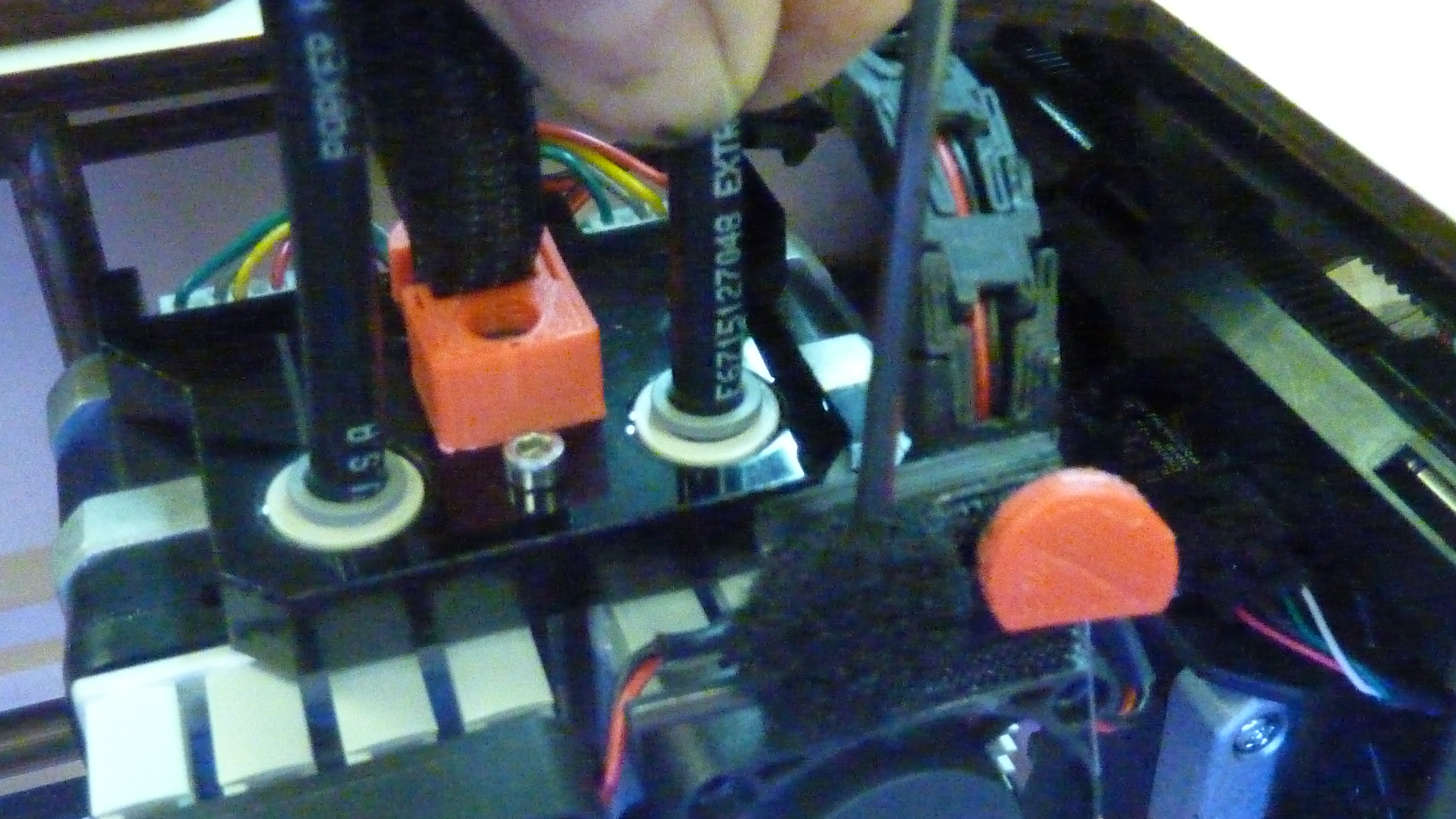Quick Change Reels on Your MakerBot Replicator - Instructables