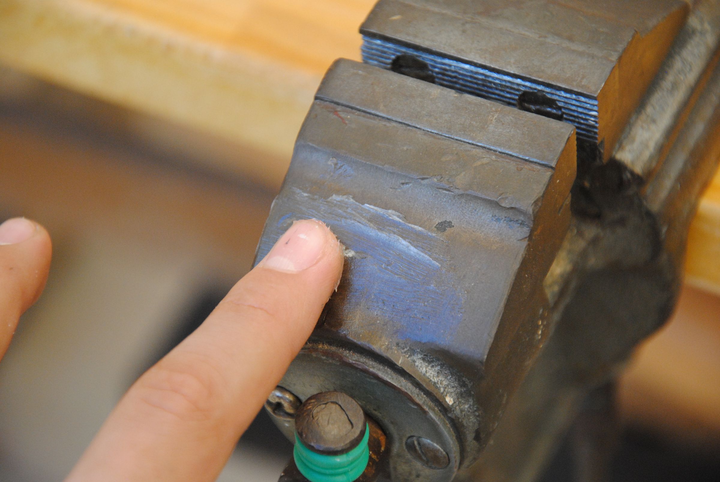 10 MORE Bench Vise Tips, Tricks, & Hacks (Part 2) : 11 Steps (with ...