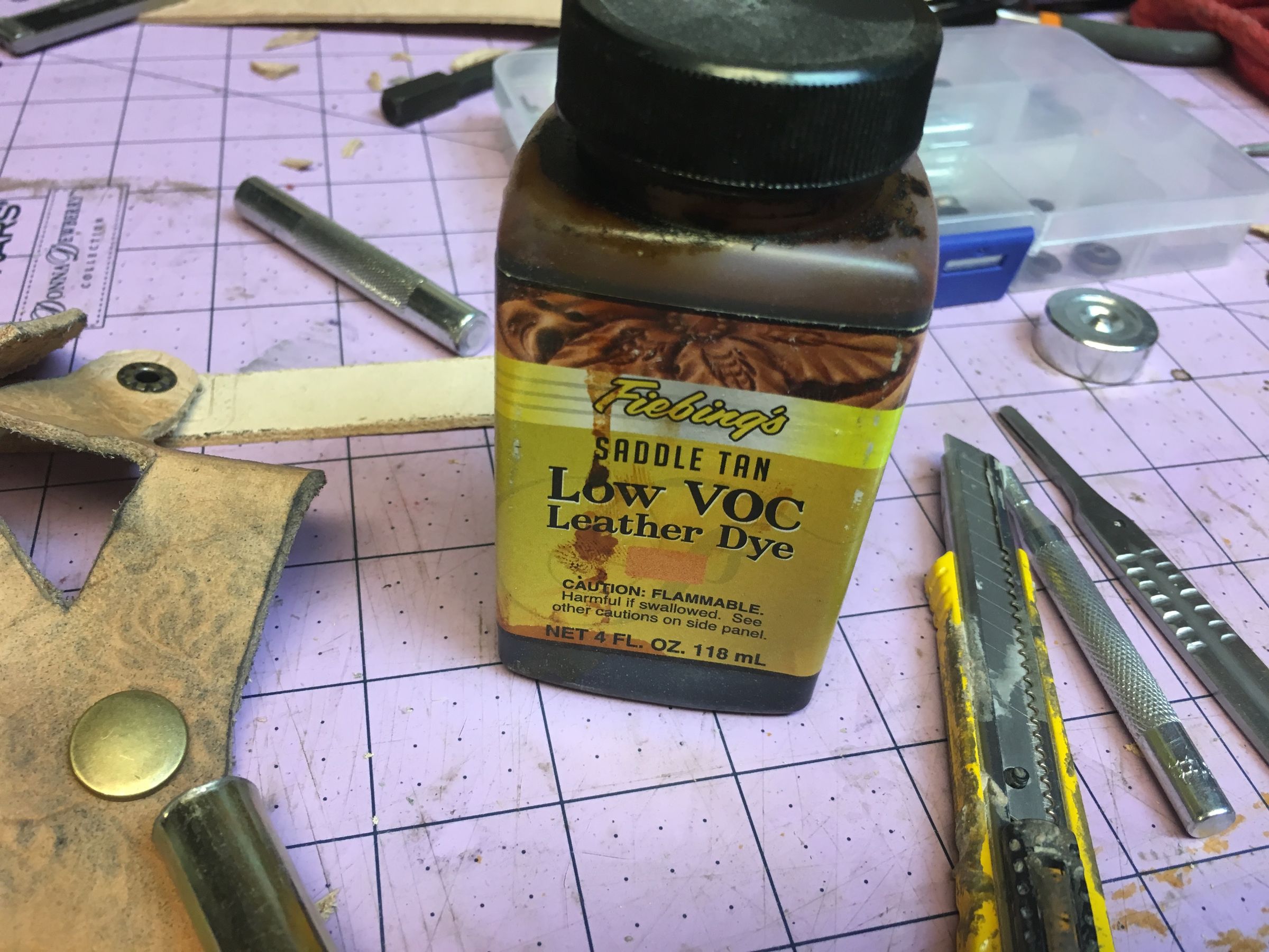 Custom Leather Caliper Holster : 8 Steps (with Pictures) - Instructables