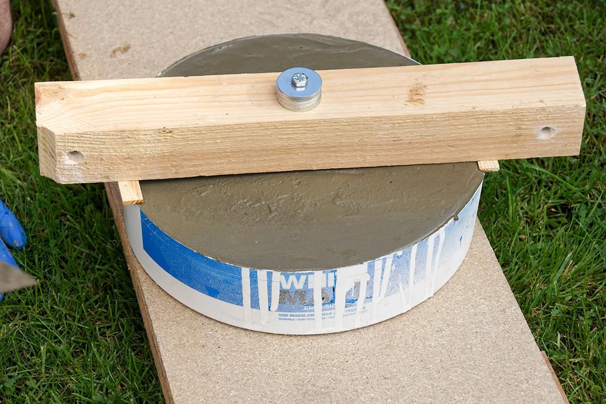 DIY Monopod Stand | a Space-Saving Solution | Concrete Craft : 9 Steps ...